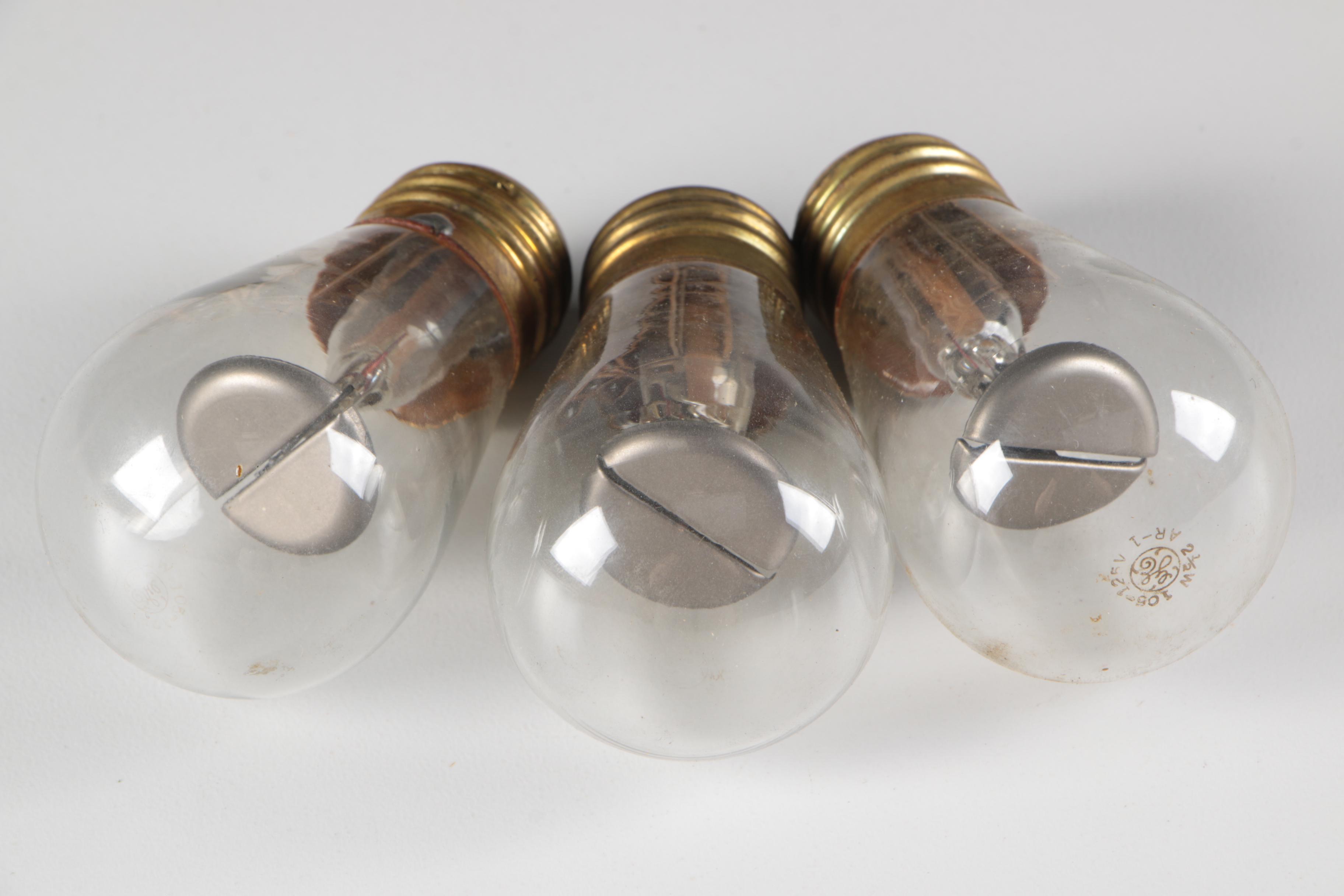 General Electric Argon Light Bulbs with Purple Glow, Vintage | EBTH