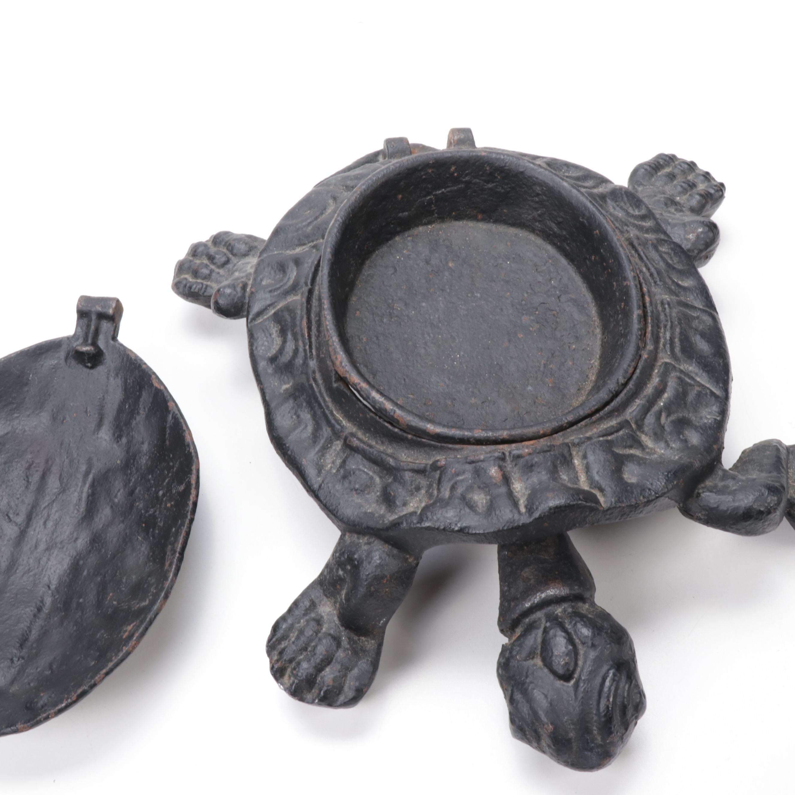 Cast Iron Turtle with Hinged Shell | EBTH