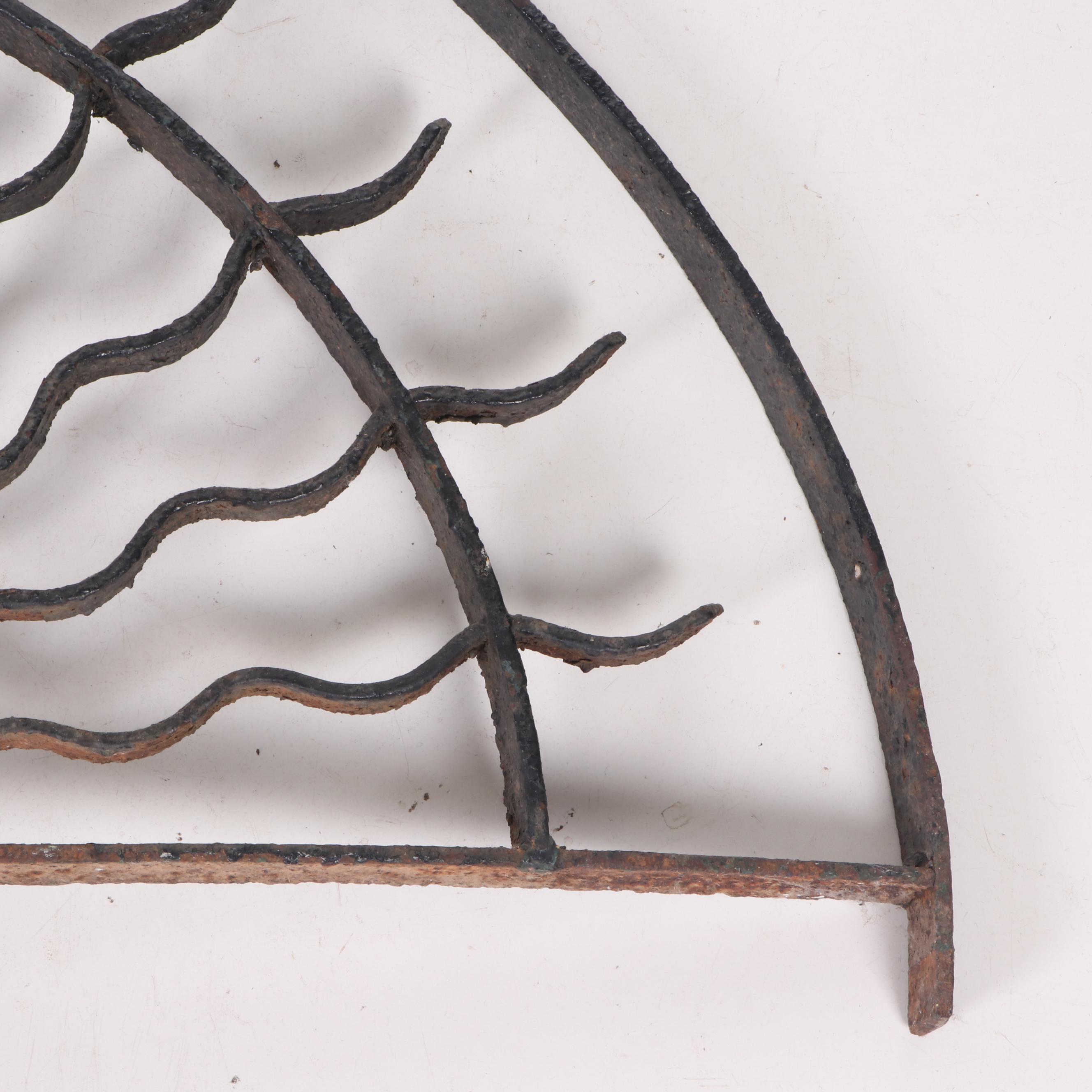 Cast Iron Sun Ray Motif Fireplace Screen, Vintage | EBTH