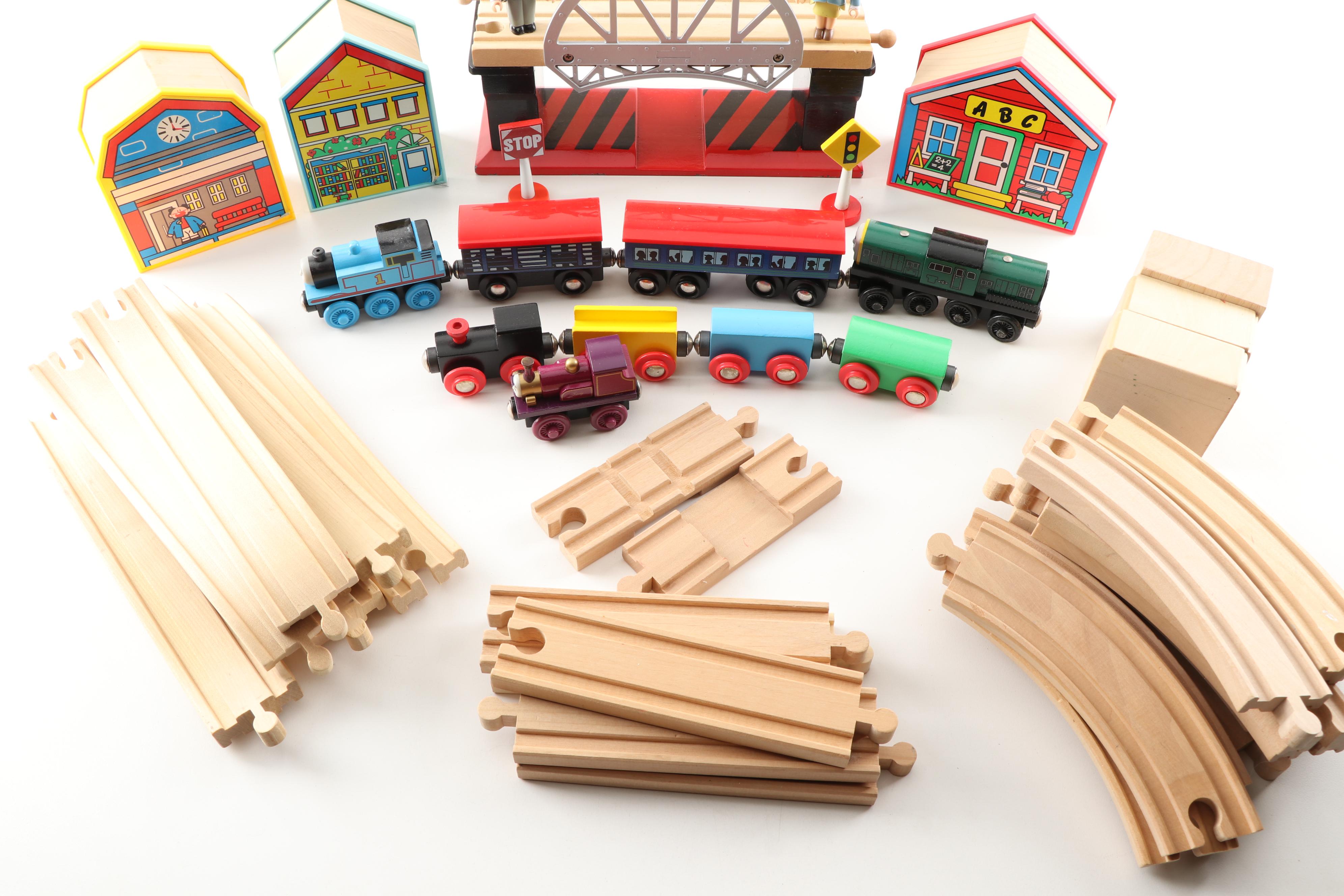Battat Wooden Train Set | EBTH