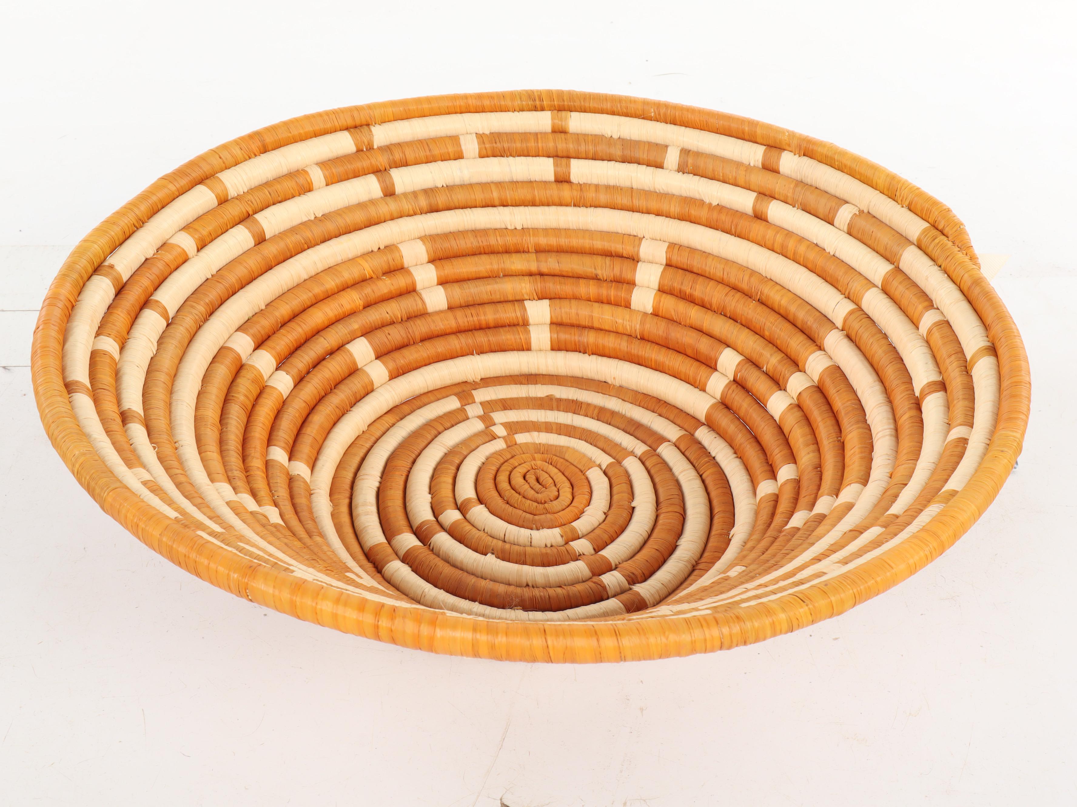 Bangladeshi and Ugandan Hand Woven Baskets, Contemporary | EBTH