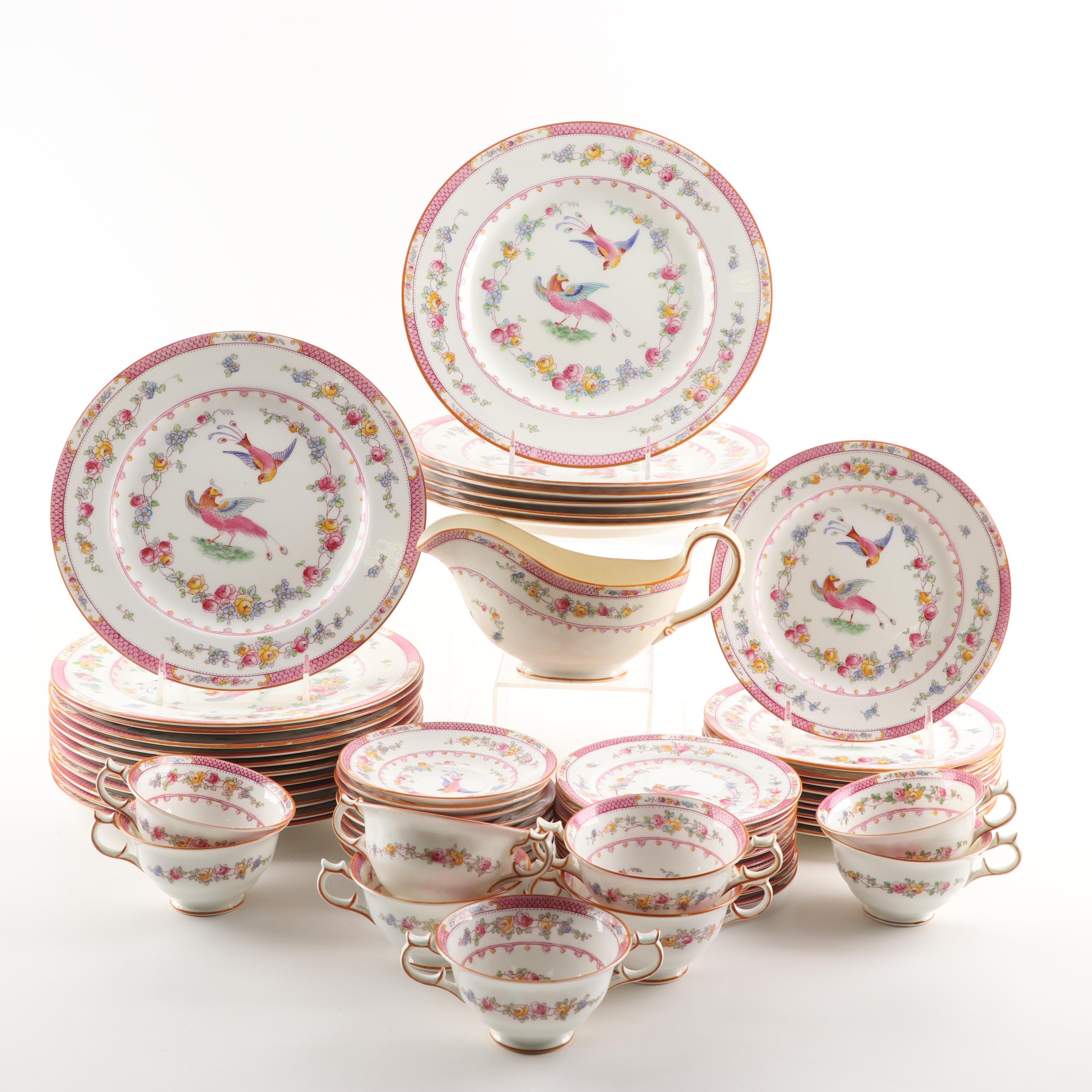 George Jones & Sons "Paradise Pink" Porcelain Dinnerware, Circa 1920 | EBTH
