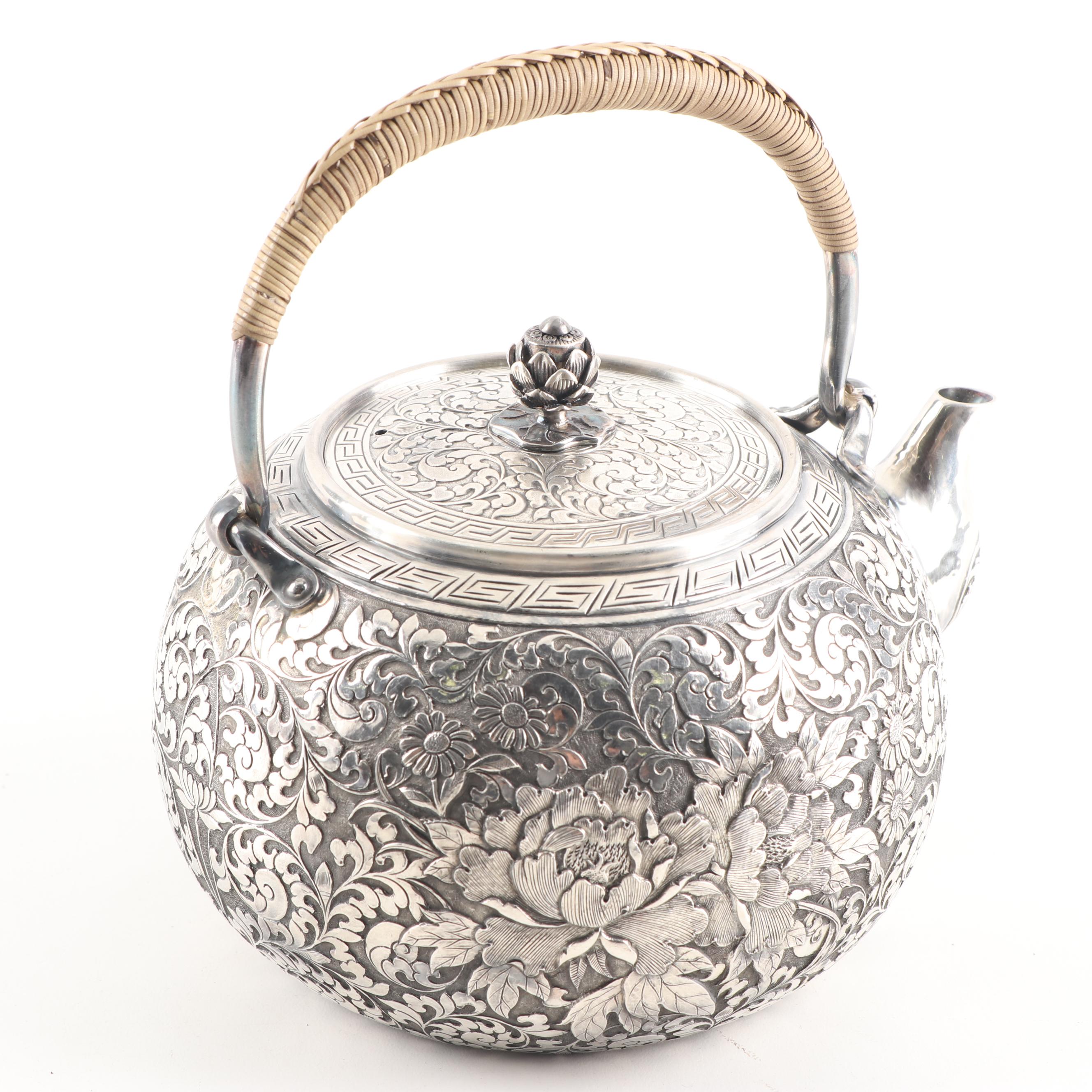Japanese 900 Silver Teapot by Konoike Silversmith | EBTH
