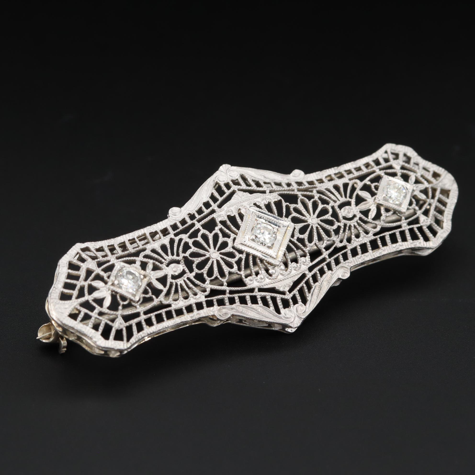 Circa 1920 14K White Gold Diamond Filigree Brooch | EBTH