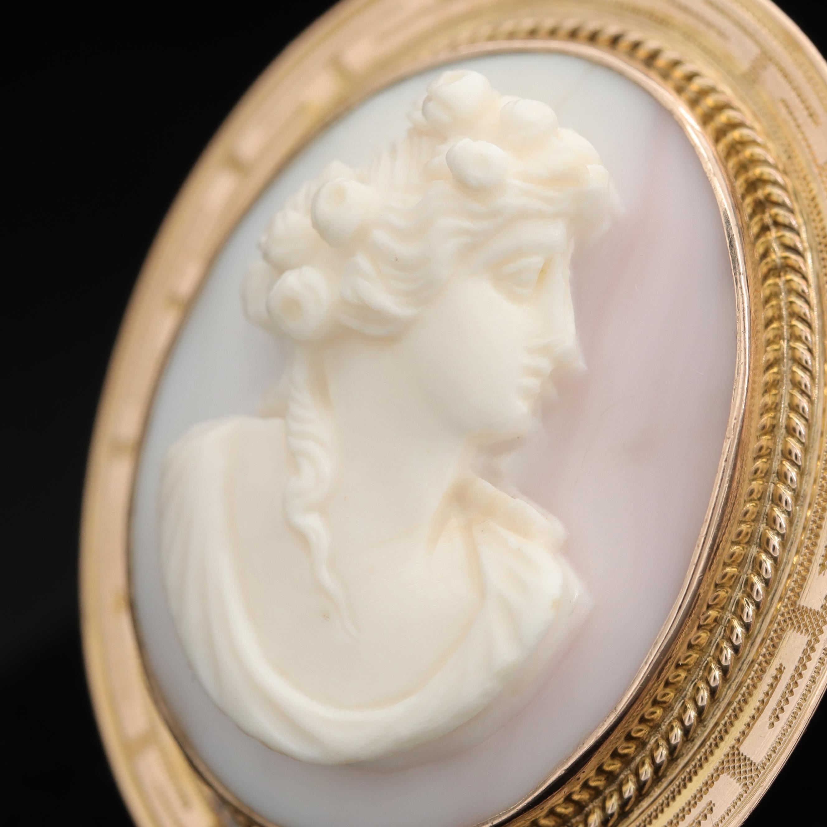 Vintage 10K Yellow Gold Carved Conch Shell Cameo Converter Brooch | EBTH