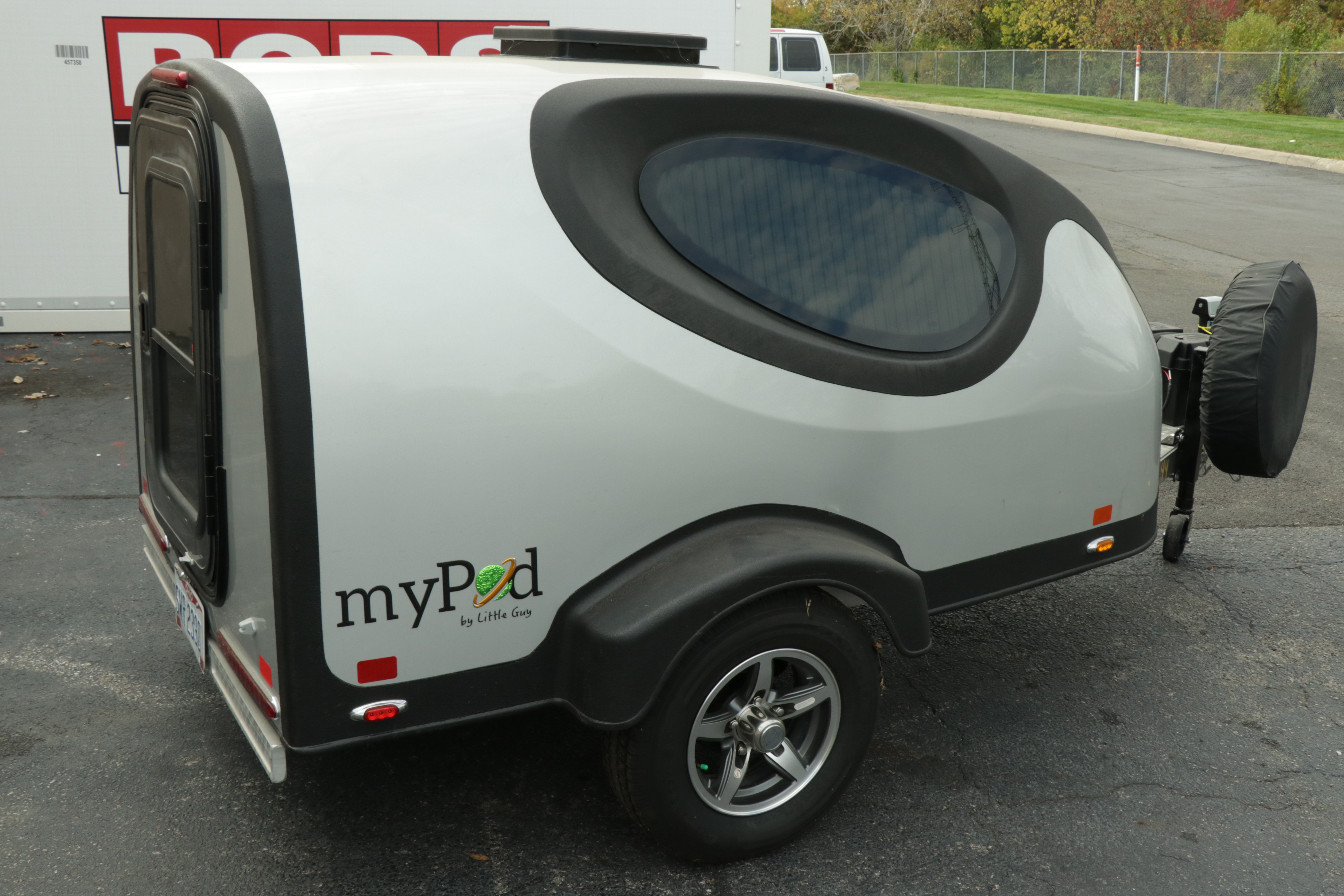 MyPod by Little Guy Teardrop Camper Trailer | EBTH