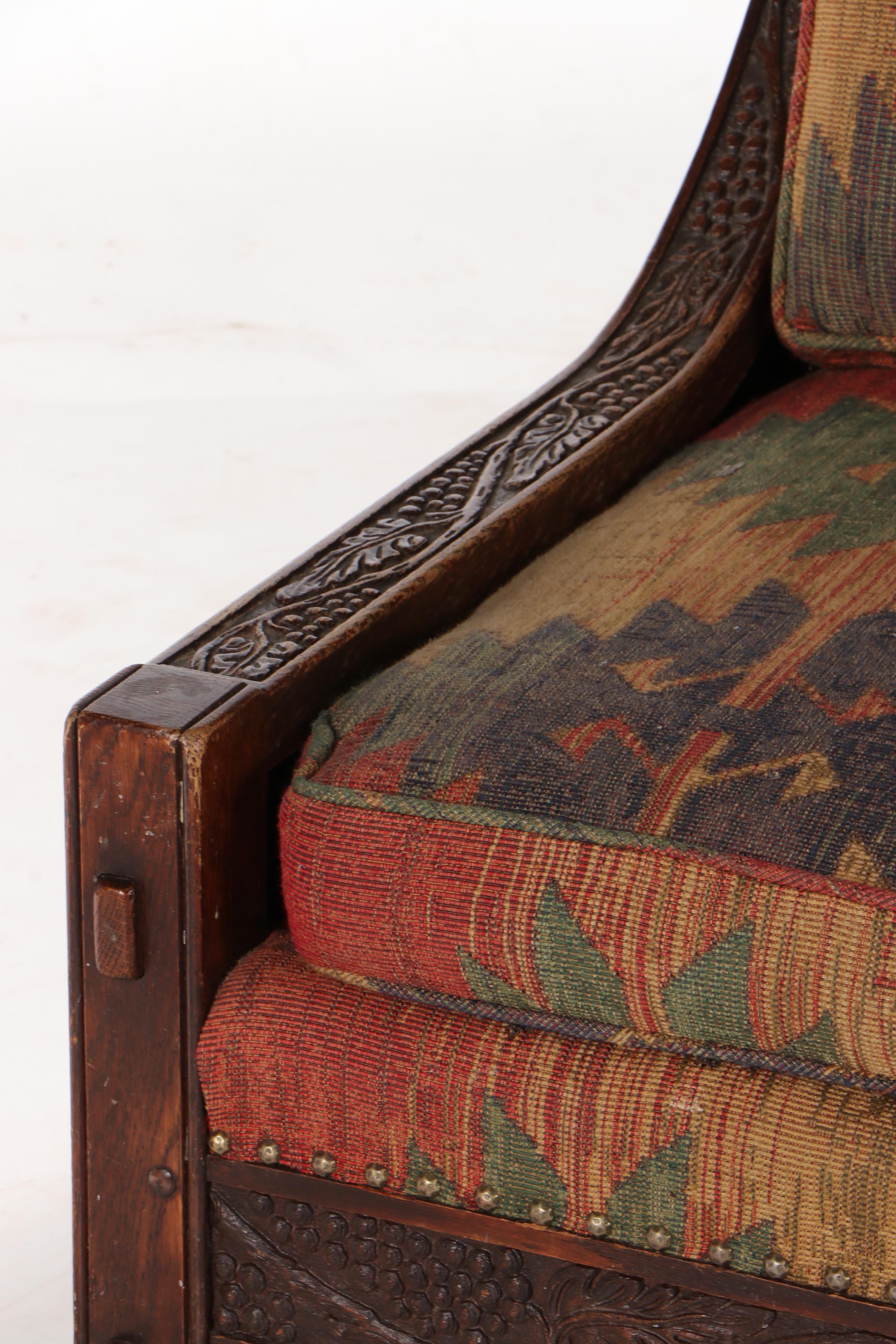 Romweber "Grapevine" Viking Oak Sofa, Mid-20th Century | EBTH