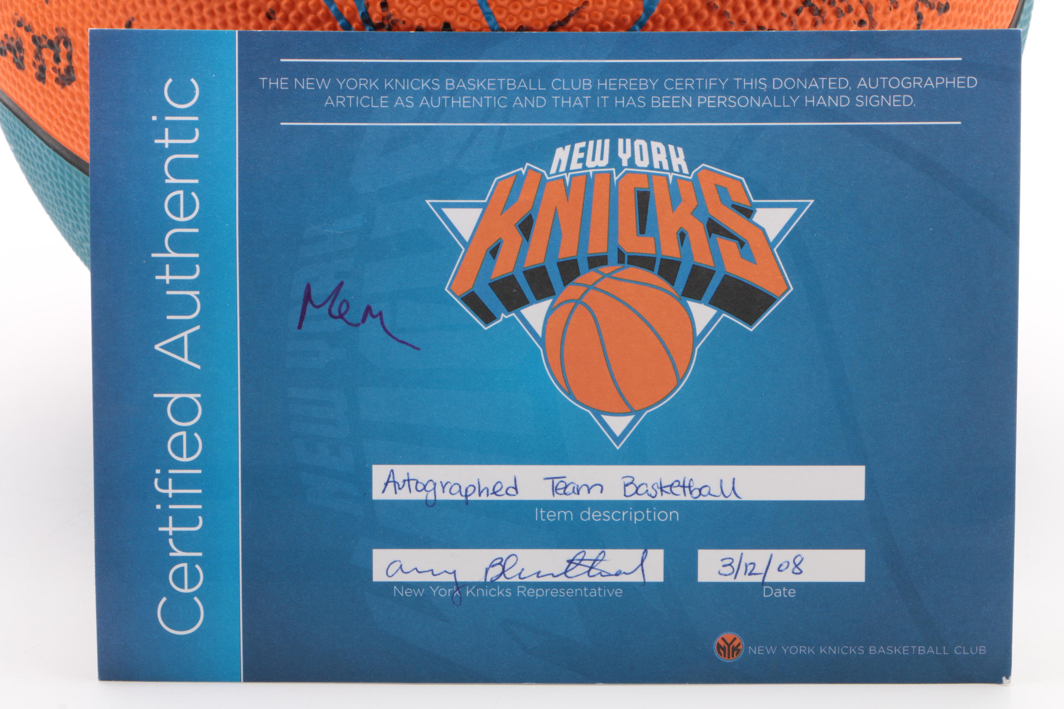 New York Knicks Signed Logo Basketball with Case | EBTH
