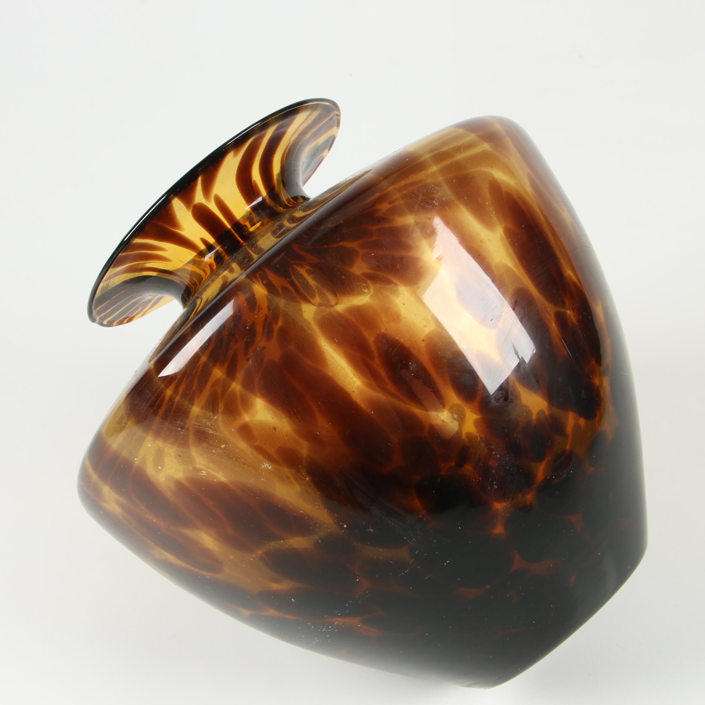 Tortoiseshell Art Glass Vase, Late 20th Century | EBTH