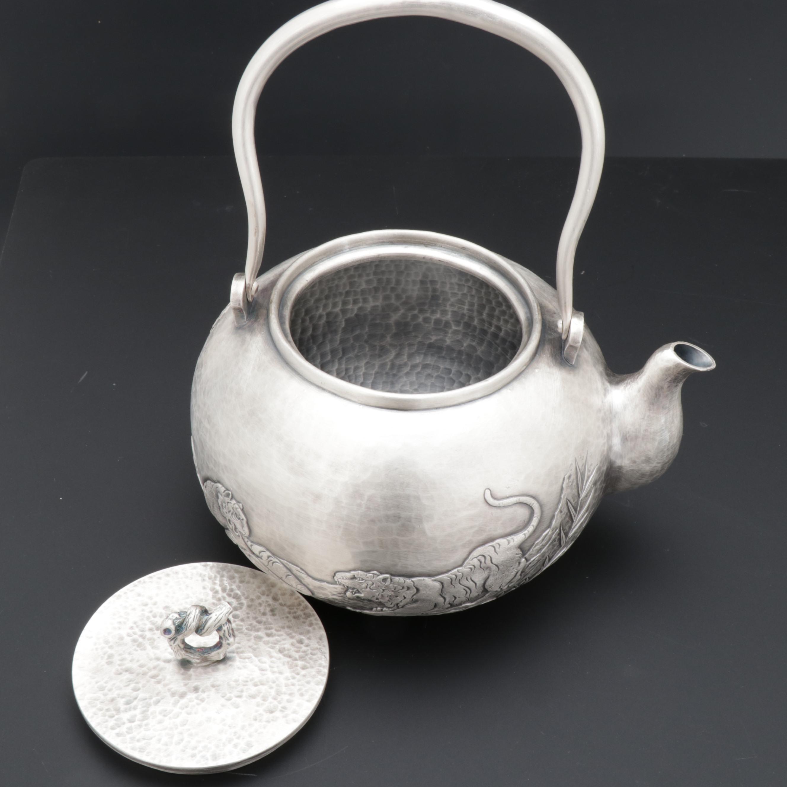 Konoike Silversmiths Fine Silver Repoussé Tiger Teapot, Meiji Period | EBTH
