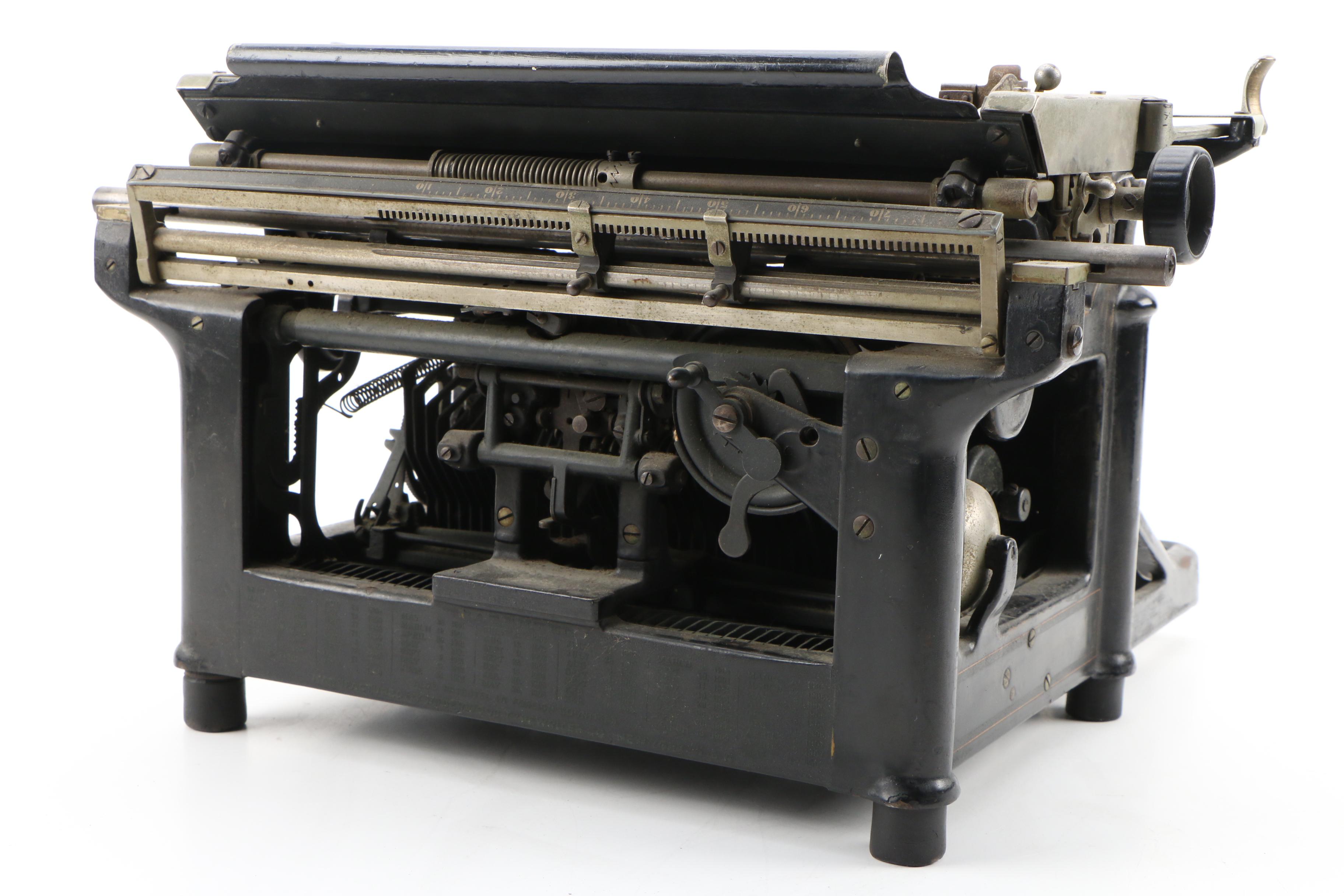 Underwood Typewriter, Early 20th Century | EBTH
