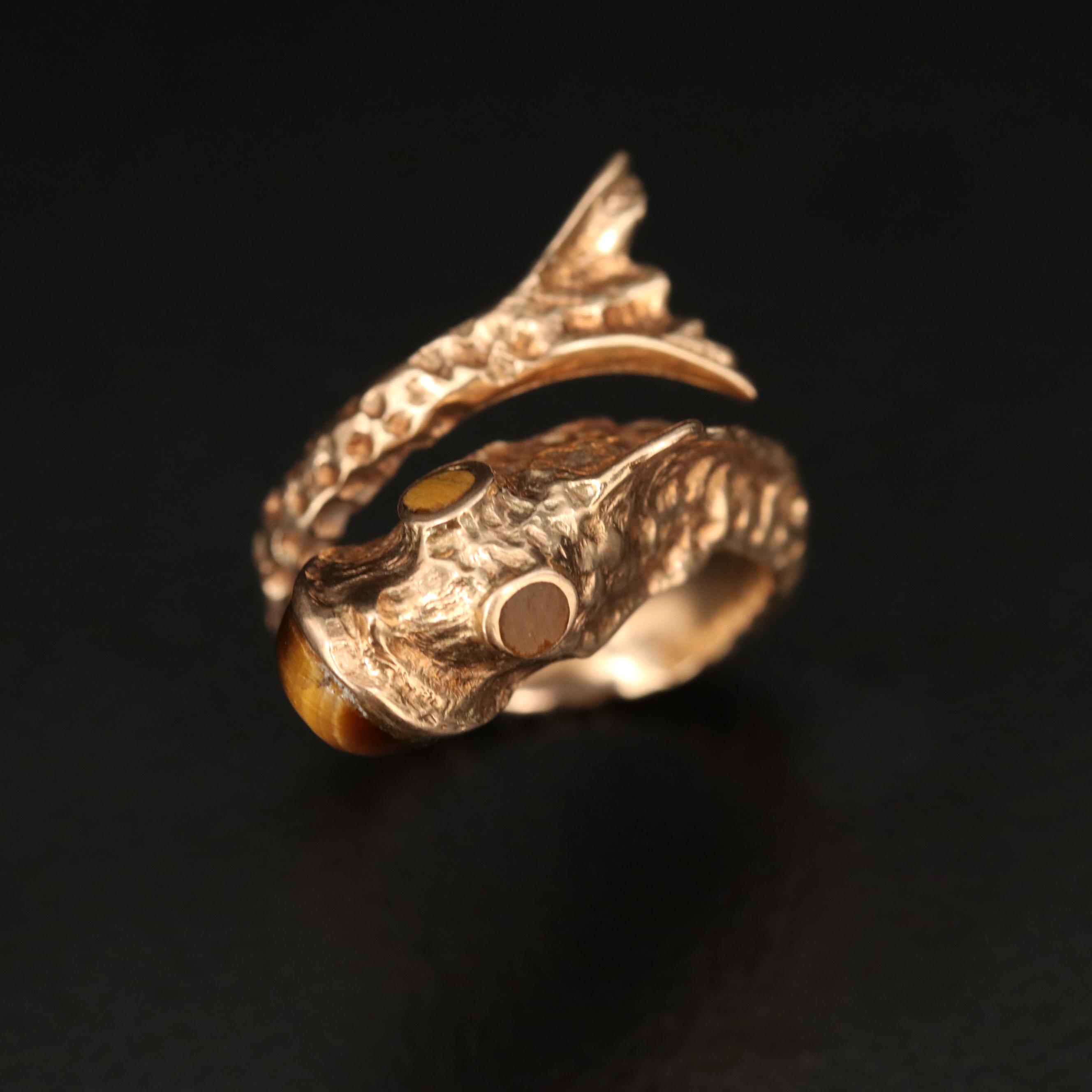 Vintage 14K Yellow Gold Tiger's Eye Fish Motif Ring | EBTH