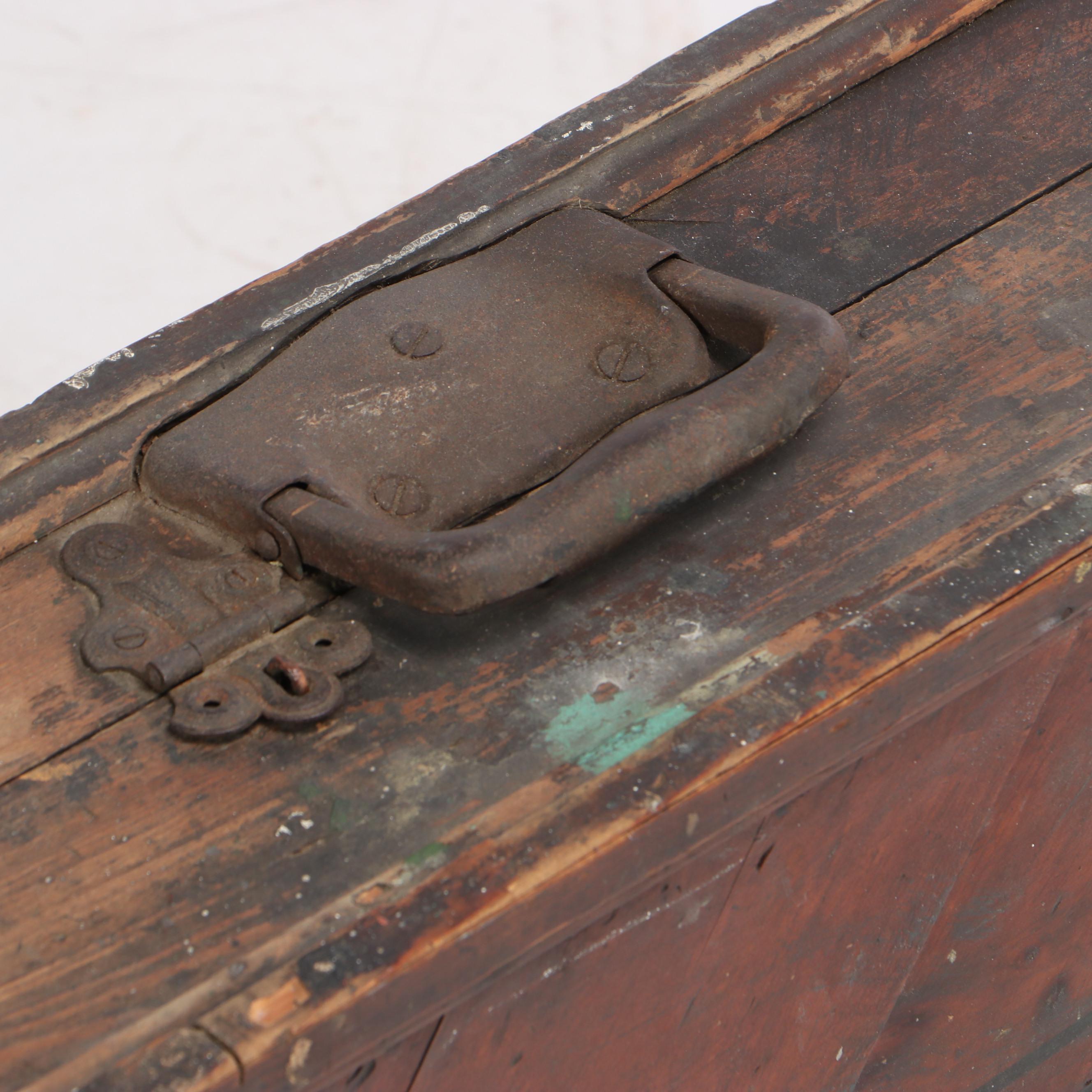 Handcrafted Wooden Carrying Case, Vintage | EBTH