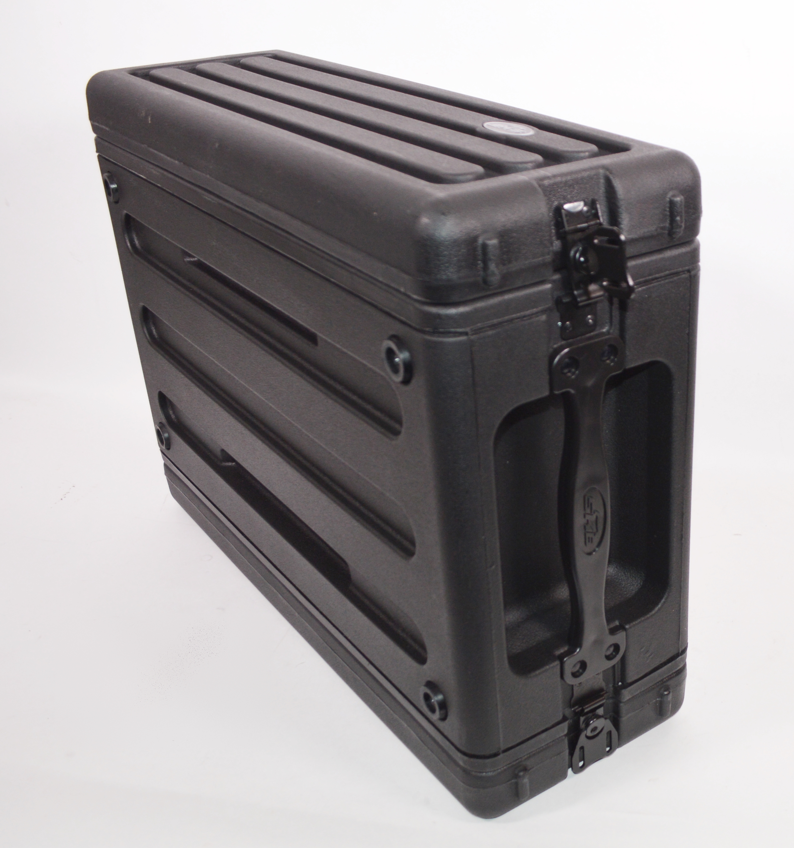 SKB 1SKB-R3S Roto-Molded Shallow 3U Rack Case | EBTH