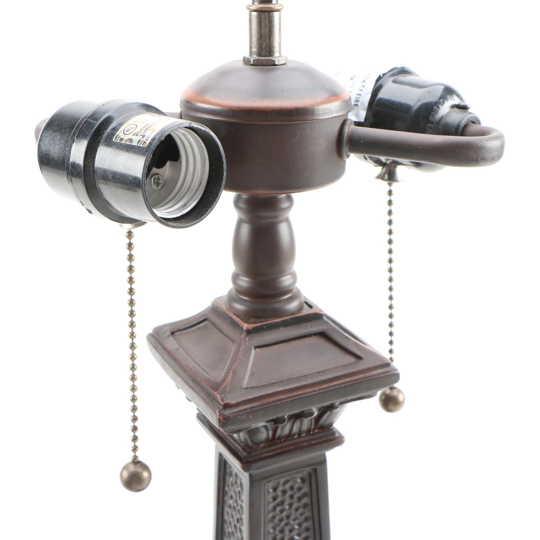 Mission Style Stained Glass Table Lamp | EBTH
