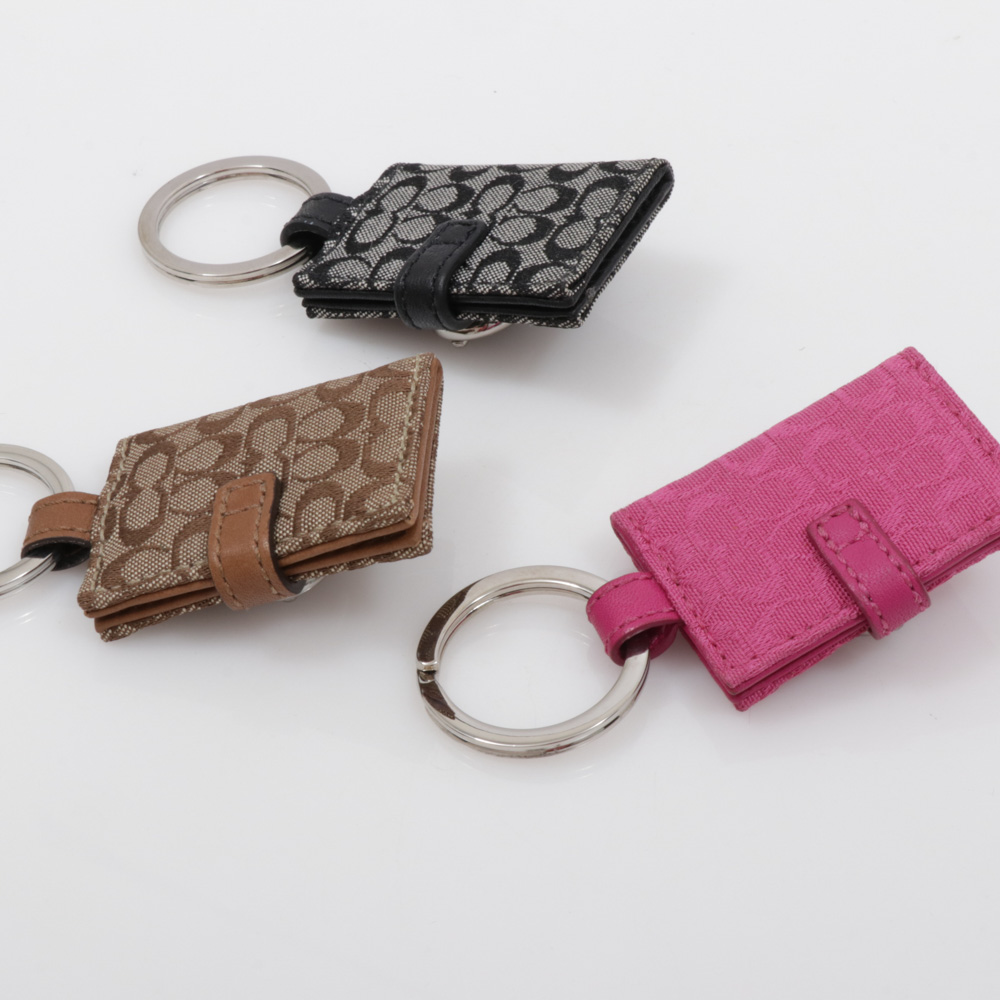 Coach Signature Canvas Photo Keychains | EBTH