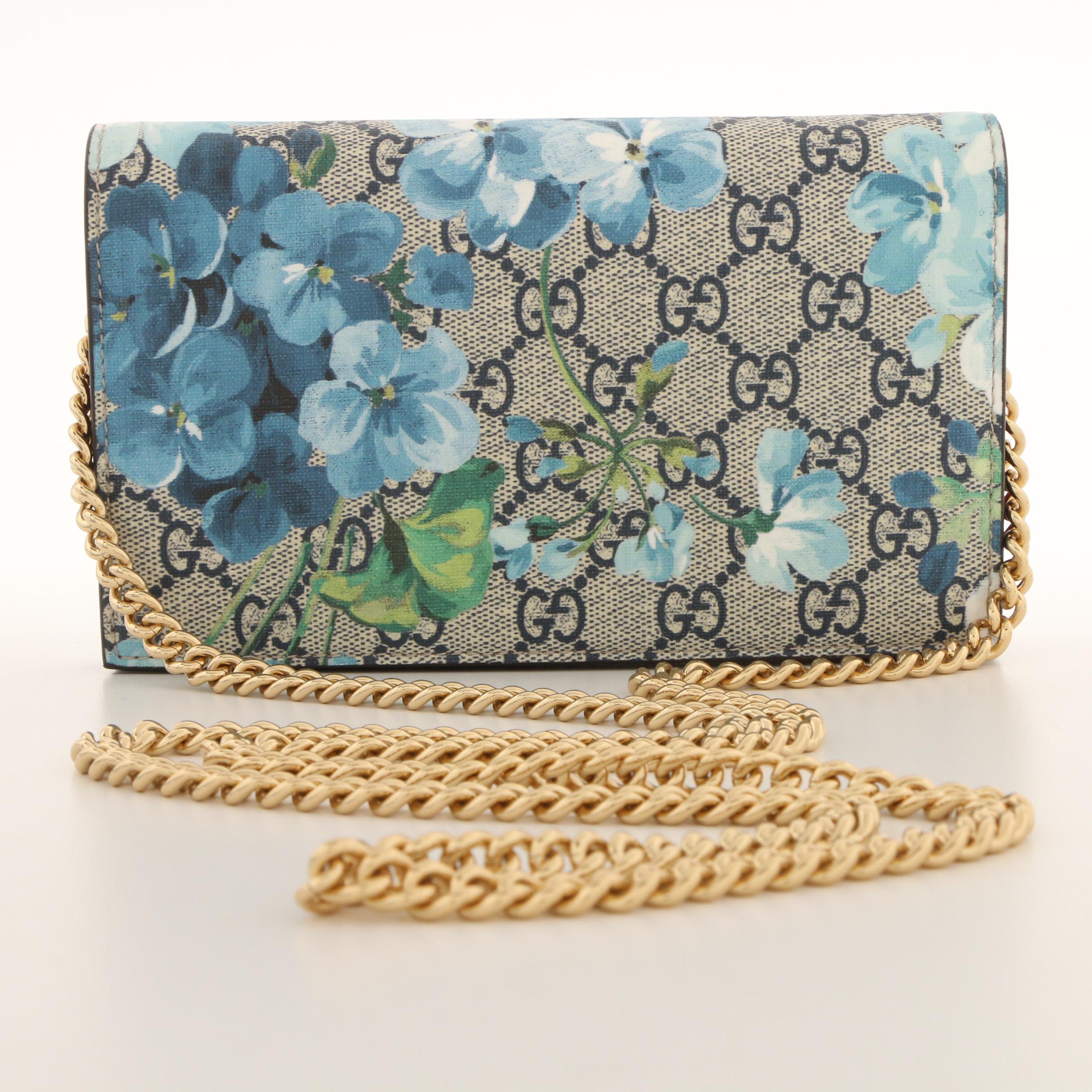 Gucci Blue Blooms GG Supreme Canvas and Leather Trimmed Wallet on Chain ...