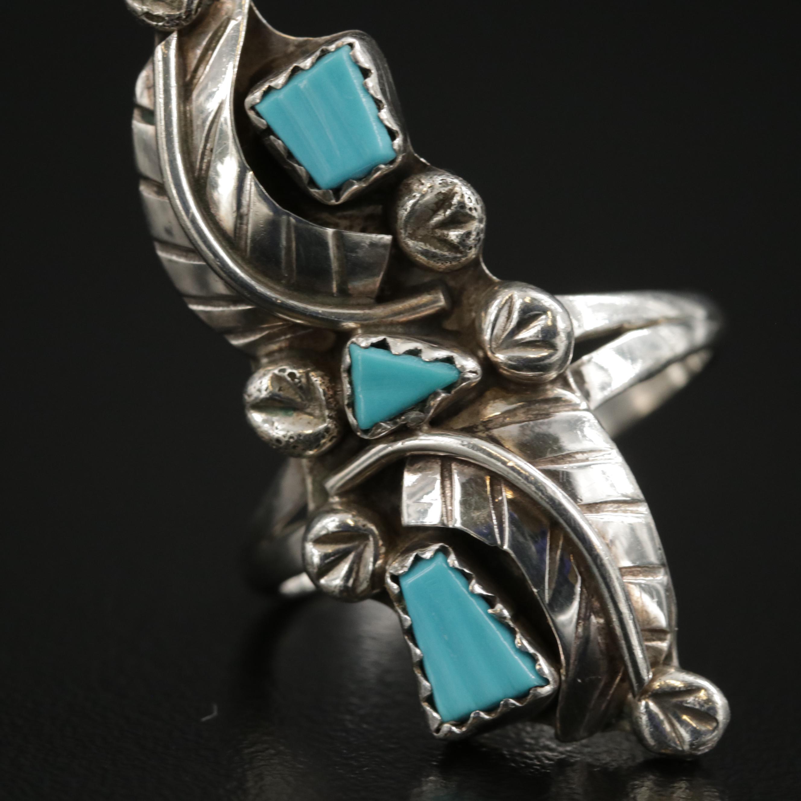 Augustine Largo Navajo Diné Sterling Silver Turquoise Pointer Ring | EBTH