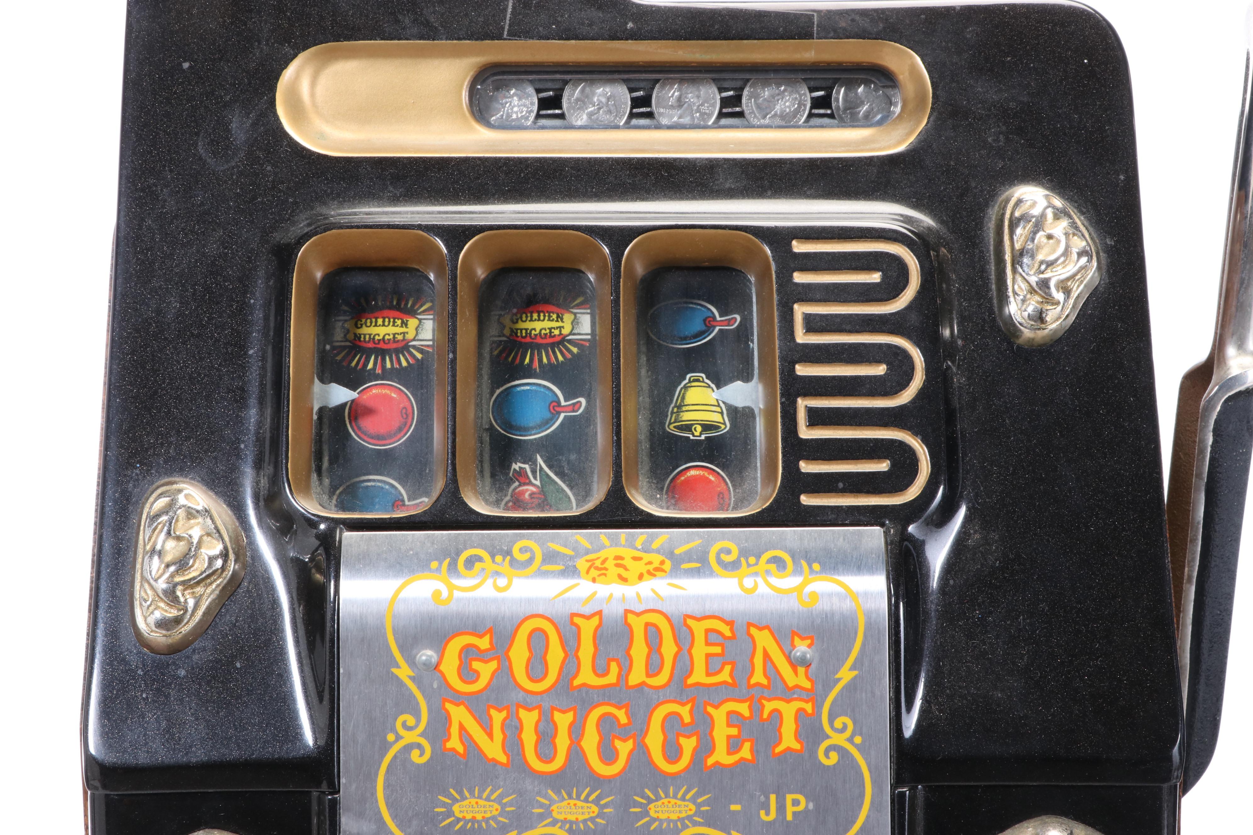 Mills "Golden Nugget" 25 Cent Coin-Operated Slot Machine and Cabinet ...