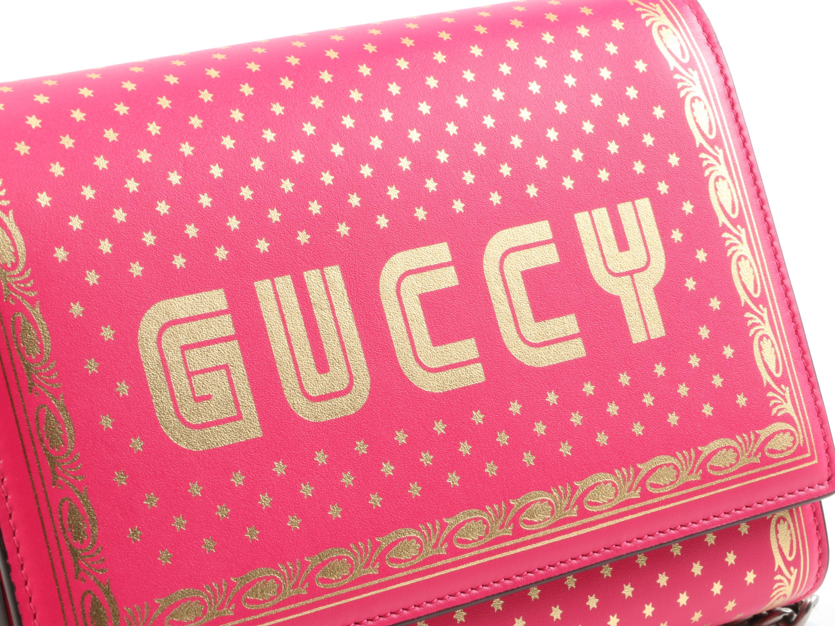 Gucci Limited Edition "GUCCY" Print Pink Leather Wallet on Chain | EBTH