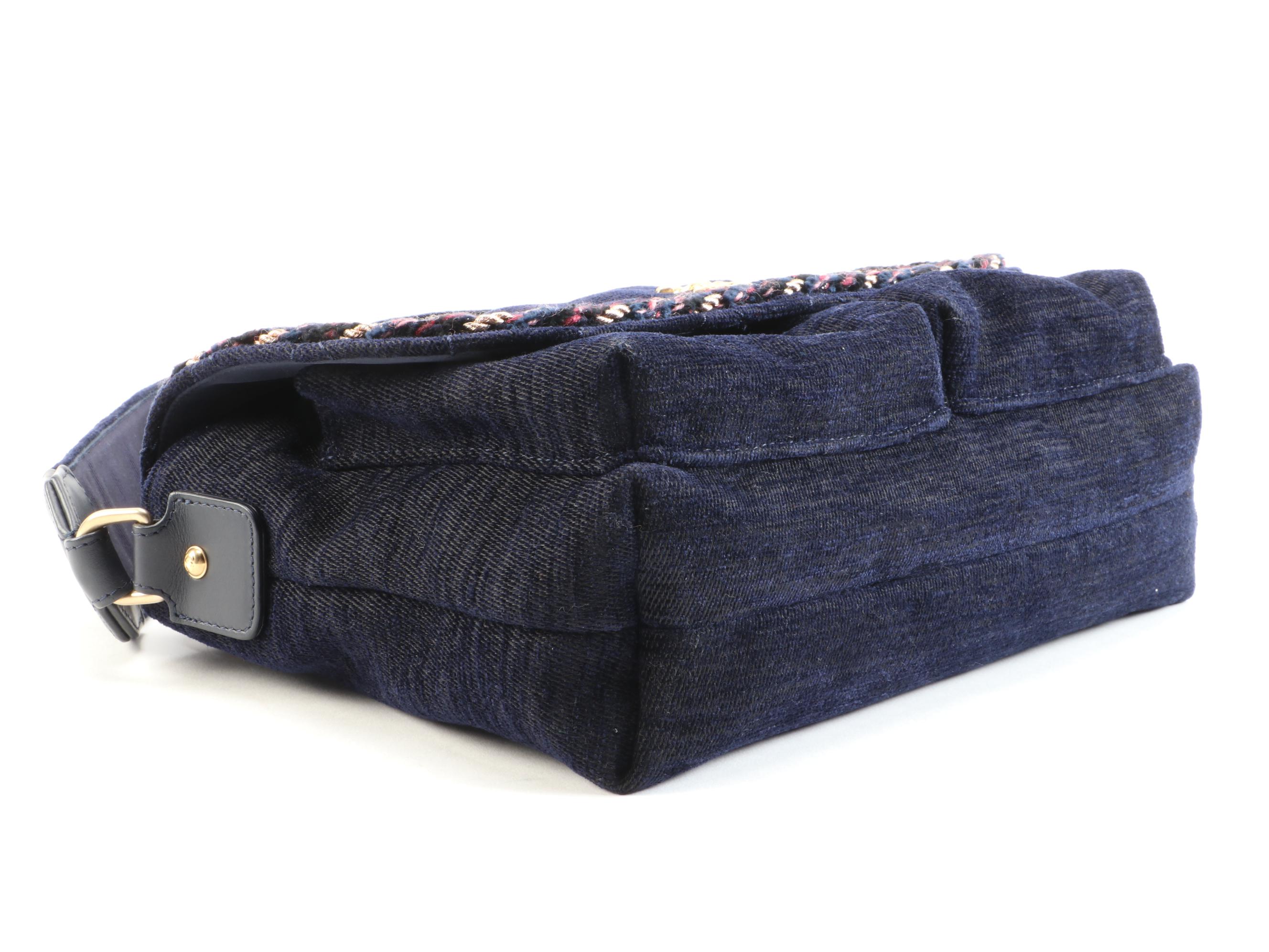 Chanel Paris Quilted Cosmopolite Stroller in Navy Wool Velvet | EBTH