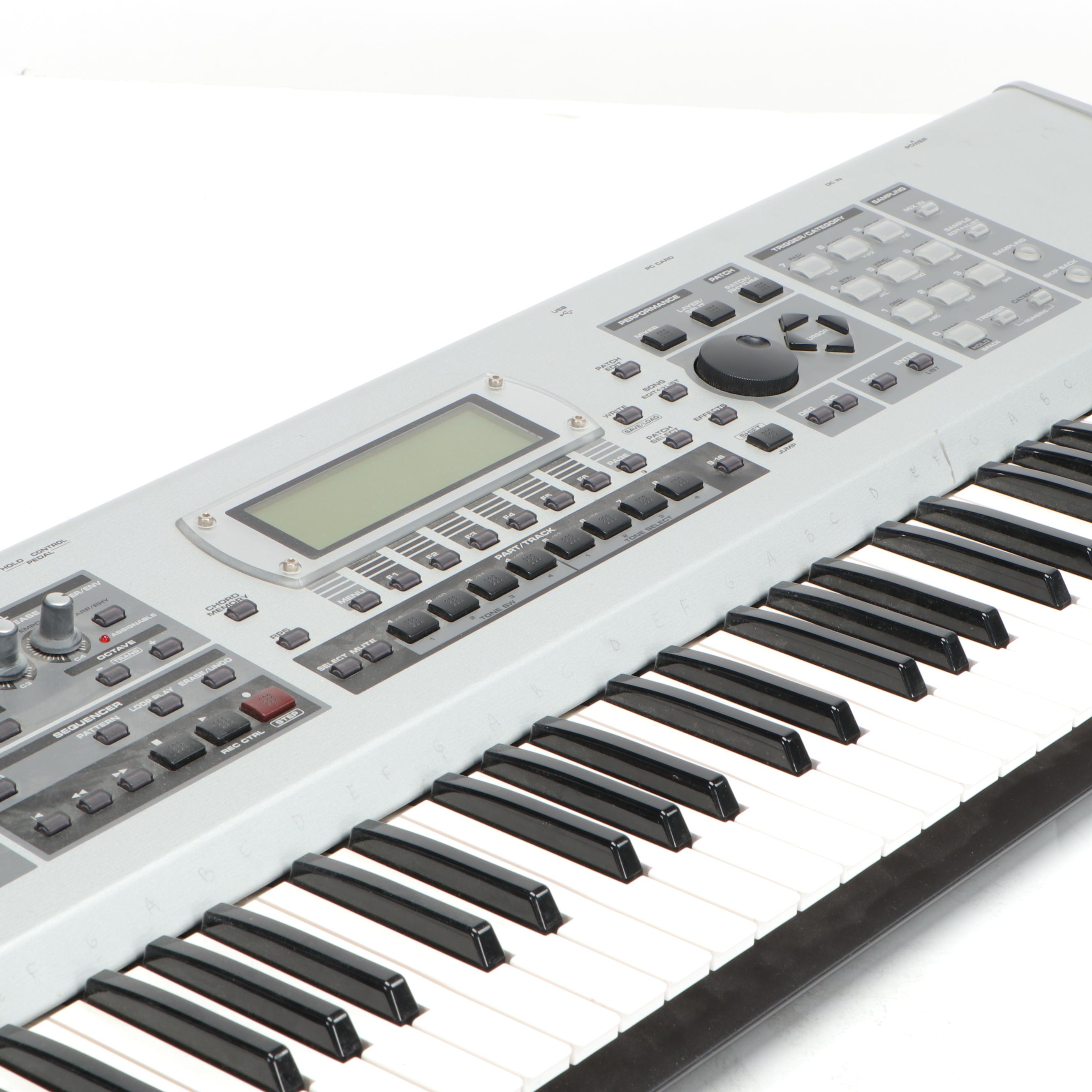 Roland Fantom-Xa Workstation Keyboard | EBTH