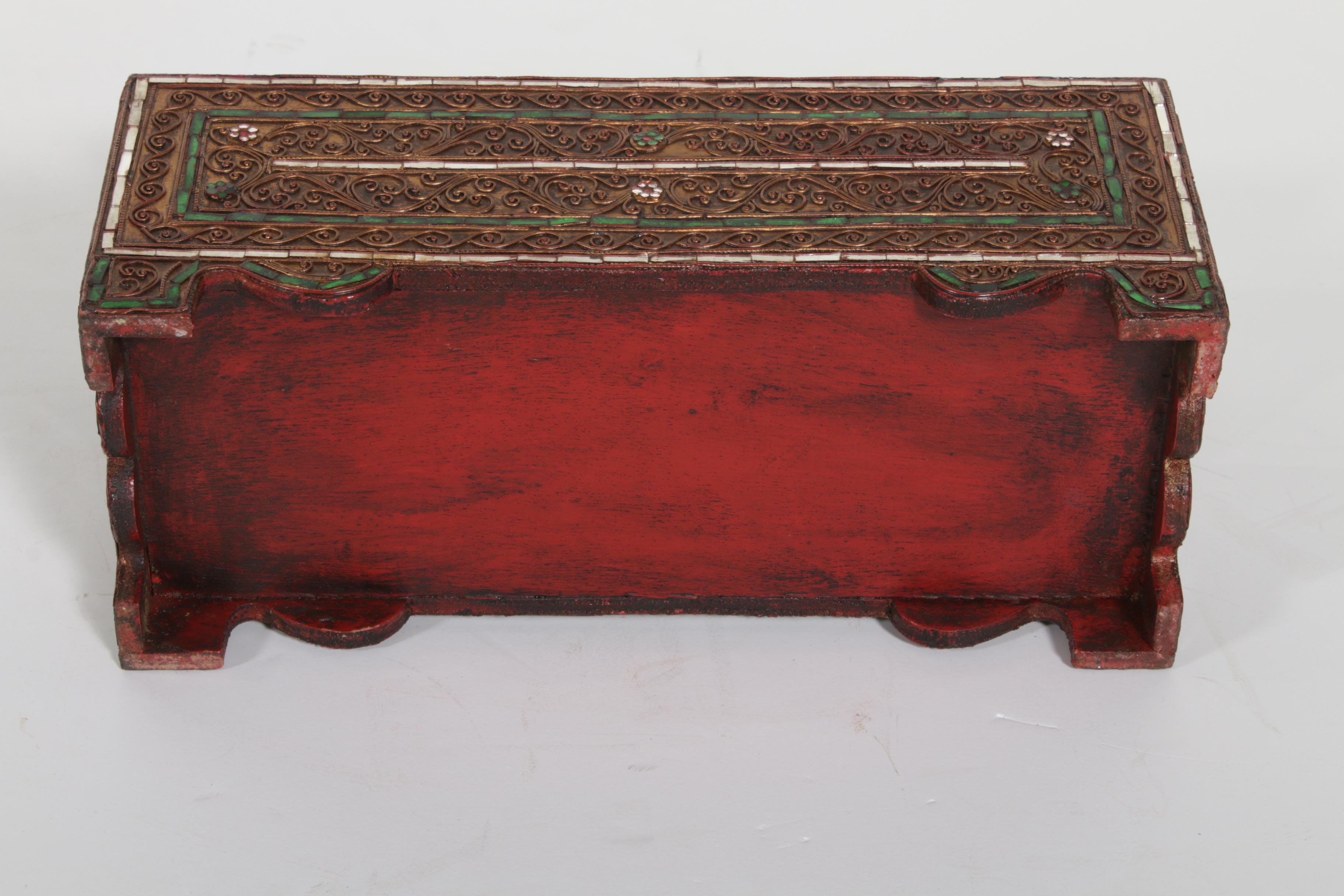 Indian Glass-Inlaid and Paint-Decorated Wood Decorative Box | EBTH
