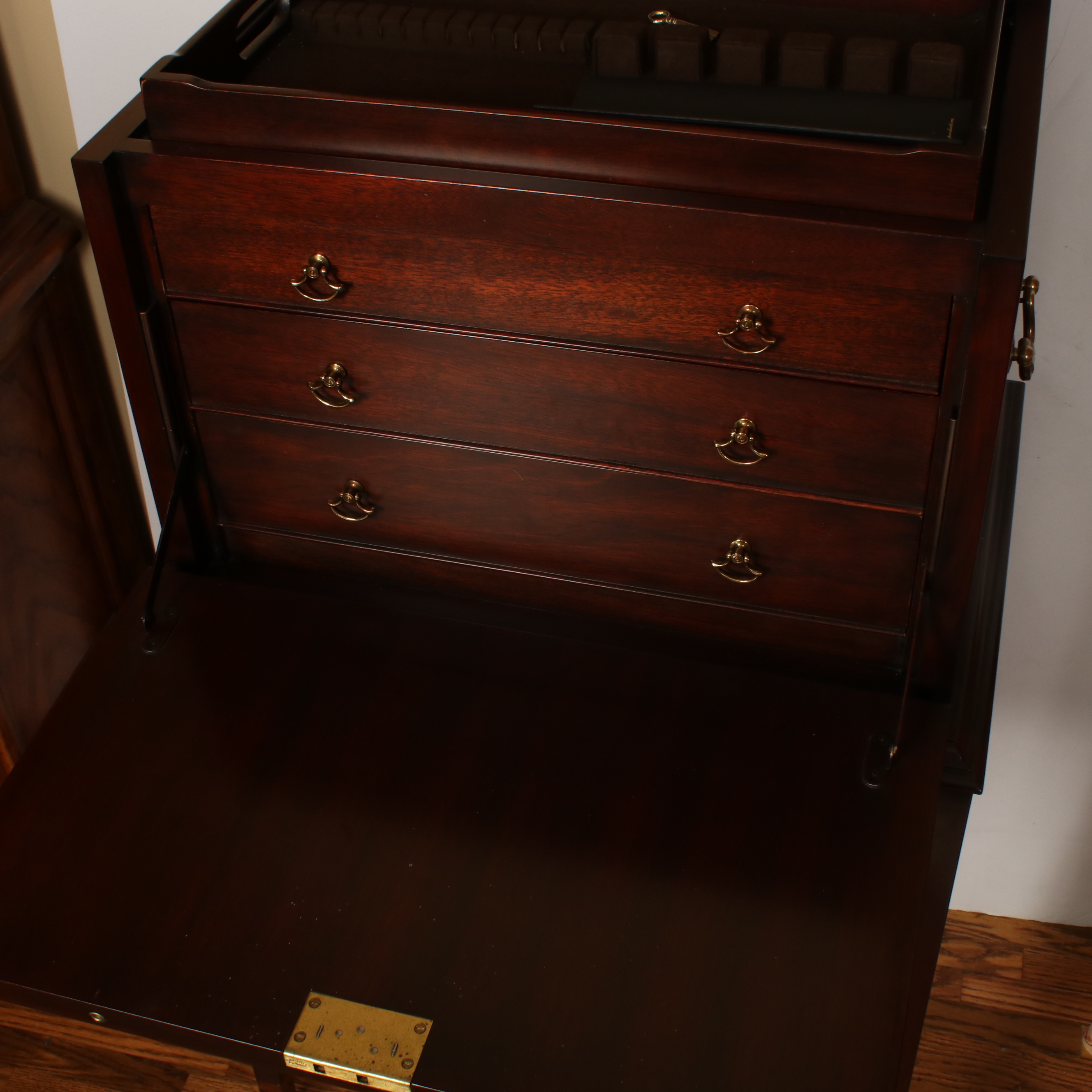 Henkel-Harris Federal Style Inlaid Mahogany Standing Silver Chest | EBTH