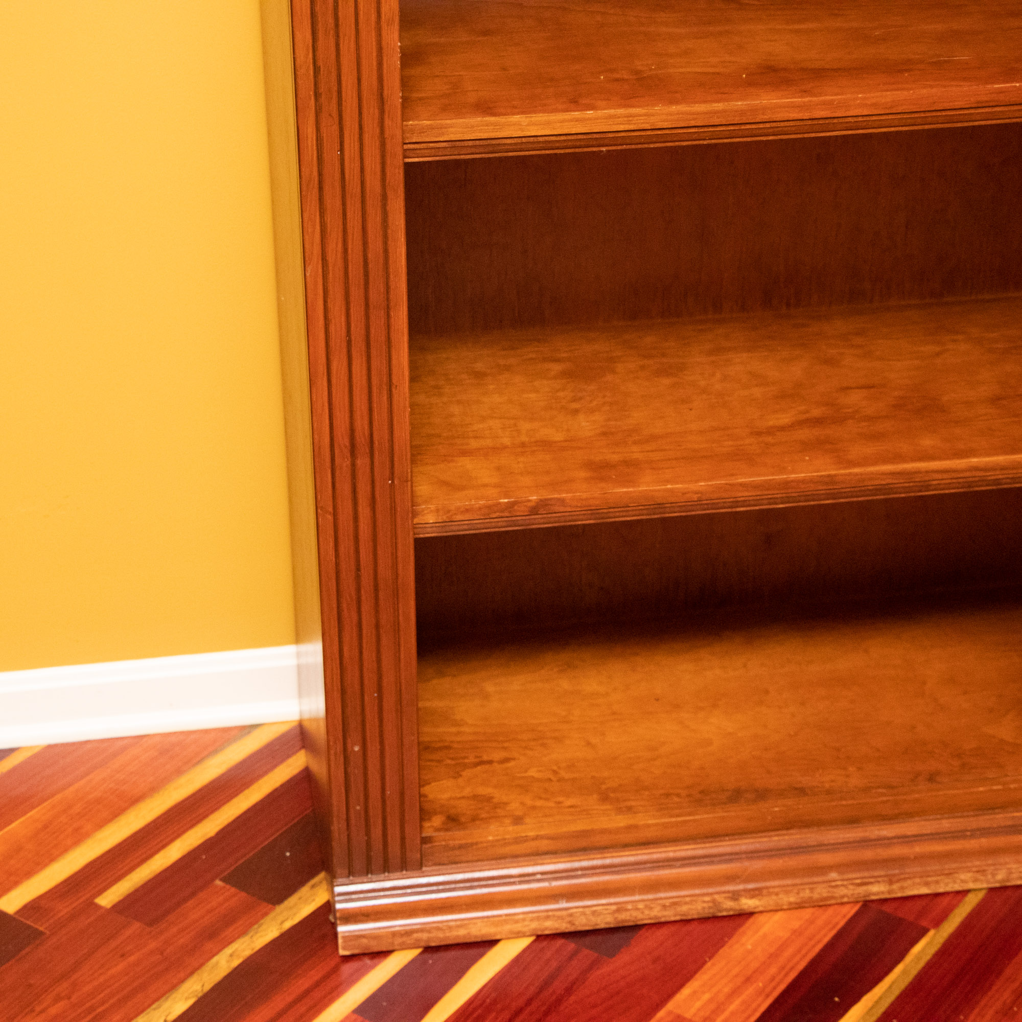 Cherry Fluted Pilaster Bookcase | EBTH