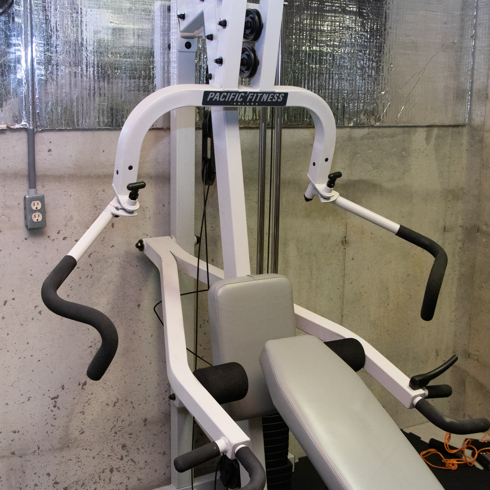 Pacific Fitness/Precor "Solana" Multi-Exercise Strength Training Home ...