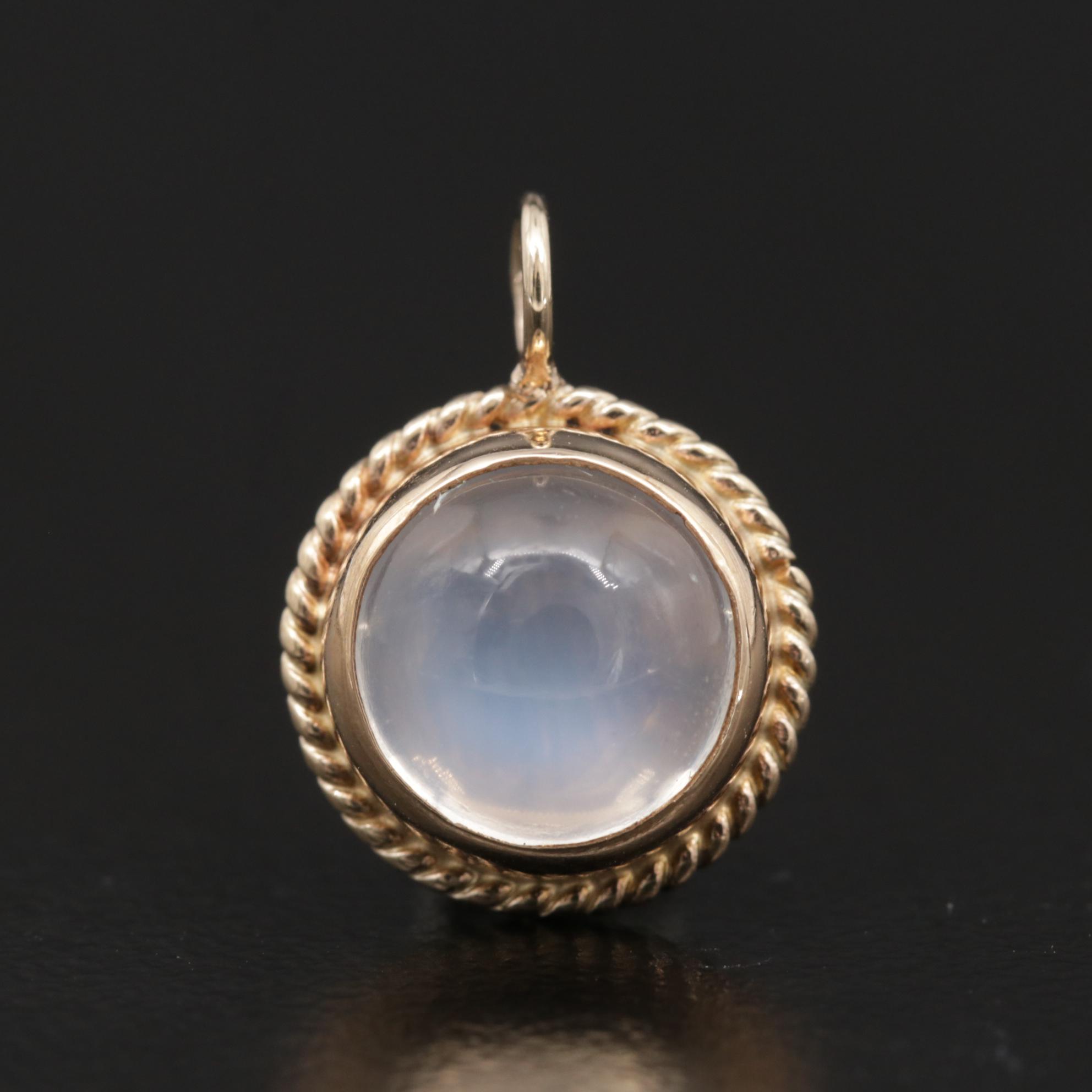 14K Yellow Gold Moonstone Pendant | EBTH