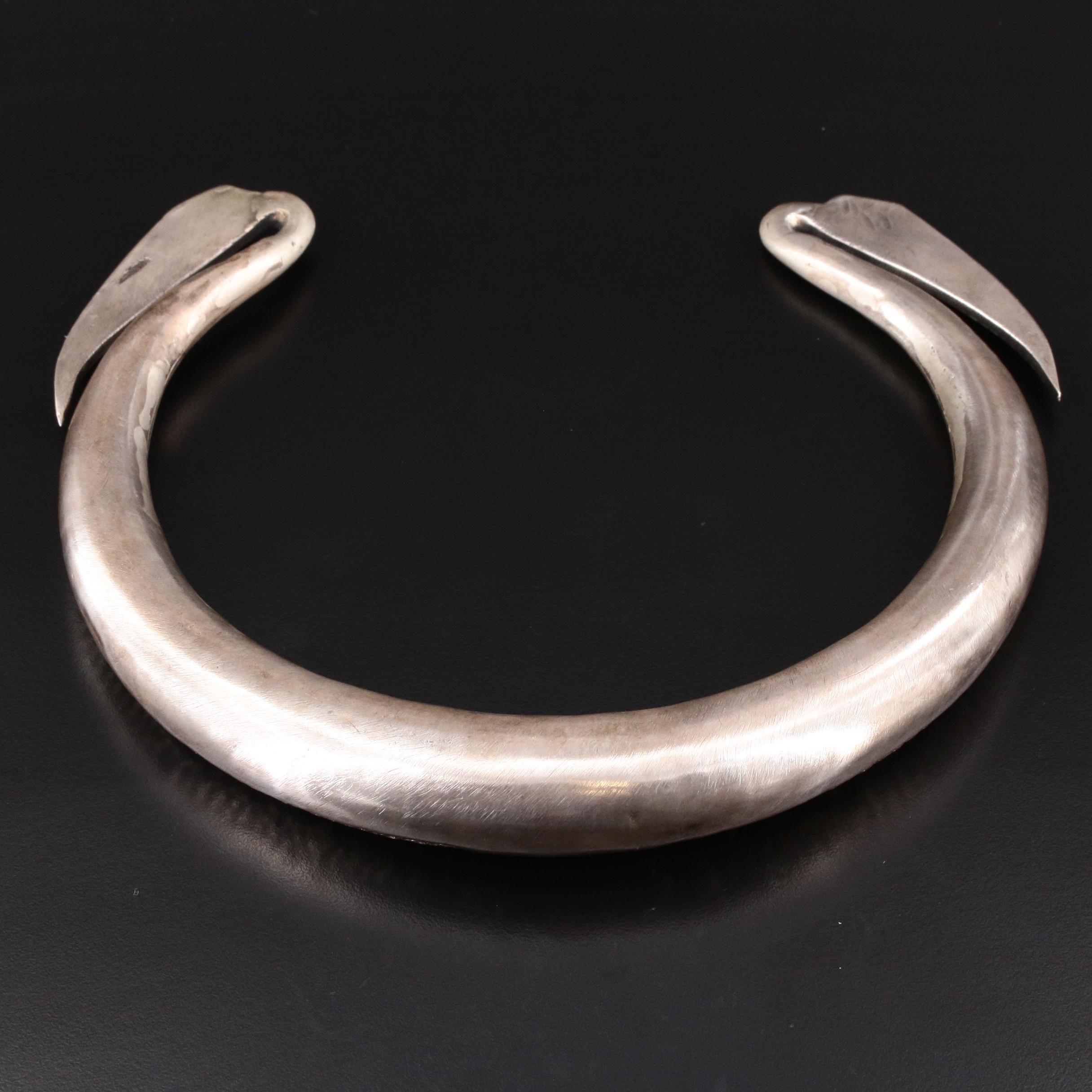 Hmong 950 Silver Neck Torque with Incised Design | EBTH