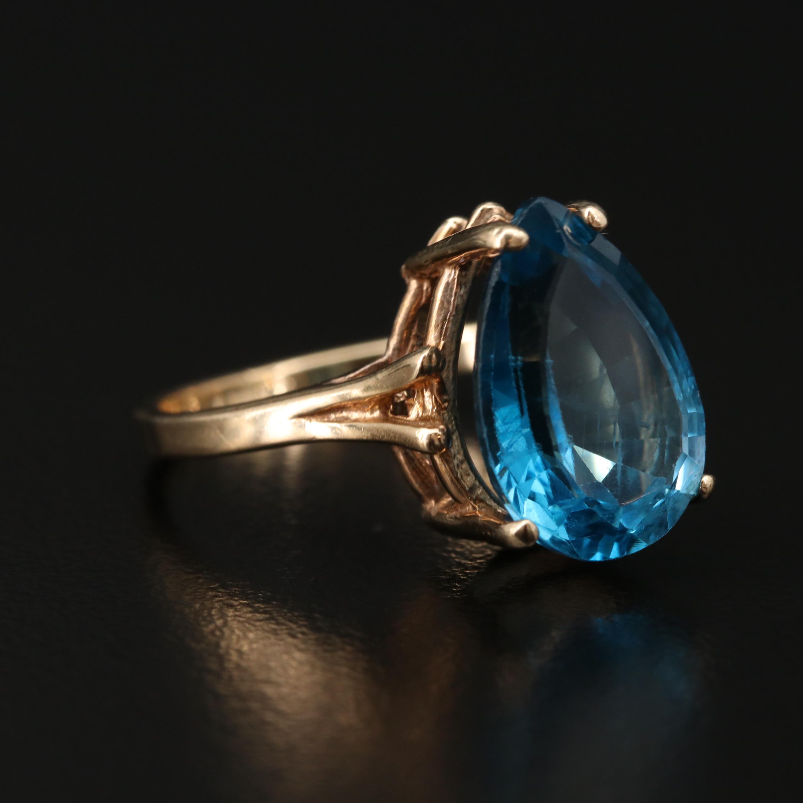 10K Yellow Gold Blue Topaz Ring | EBTH