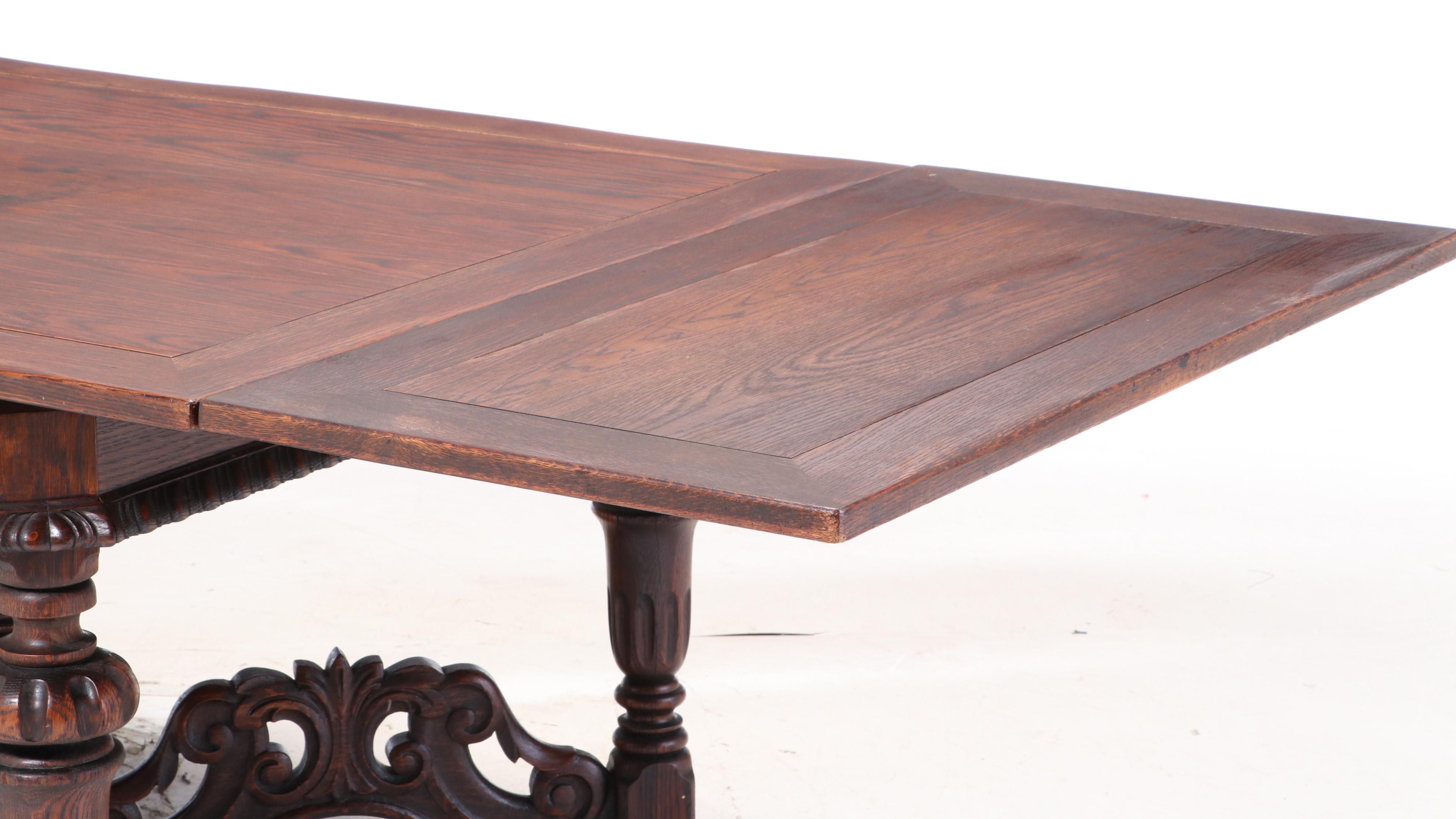 Johnson-Handley-Johnson Oak Draw-Leaf Dining Table, Early 20th Century ...