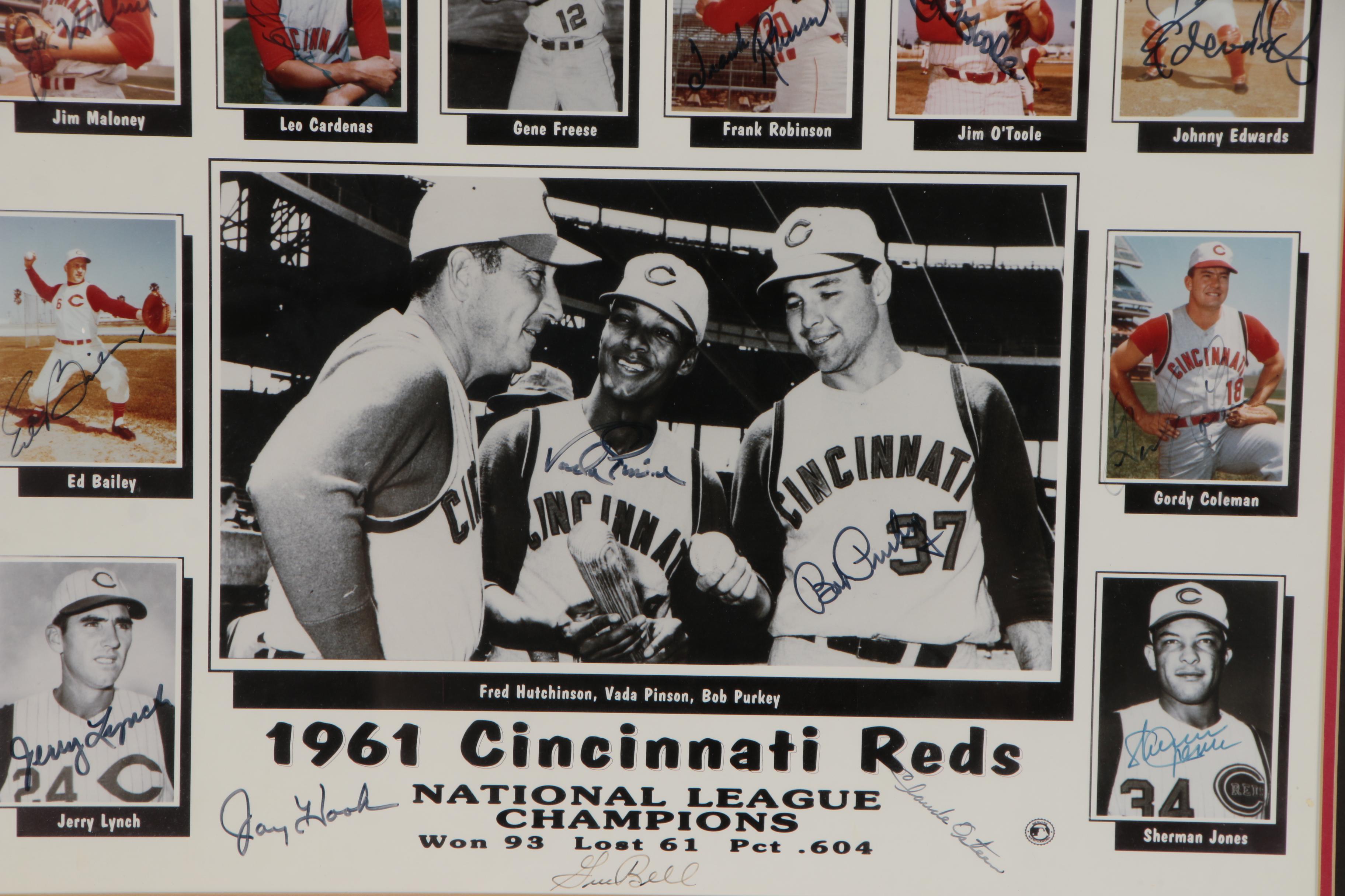 1961 Cincinnati Reds Players Signed Framed Photo Print | EBTH