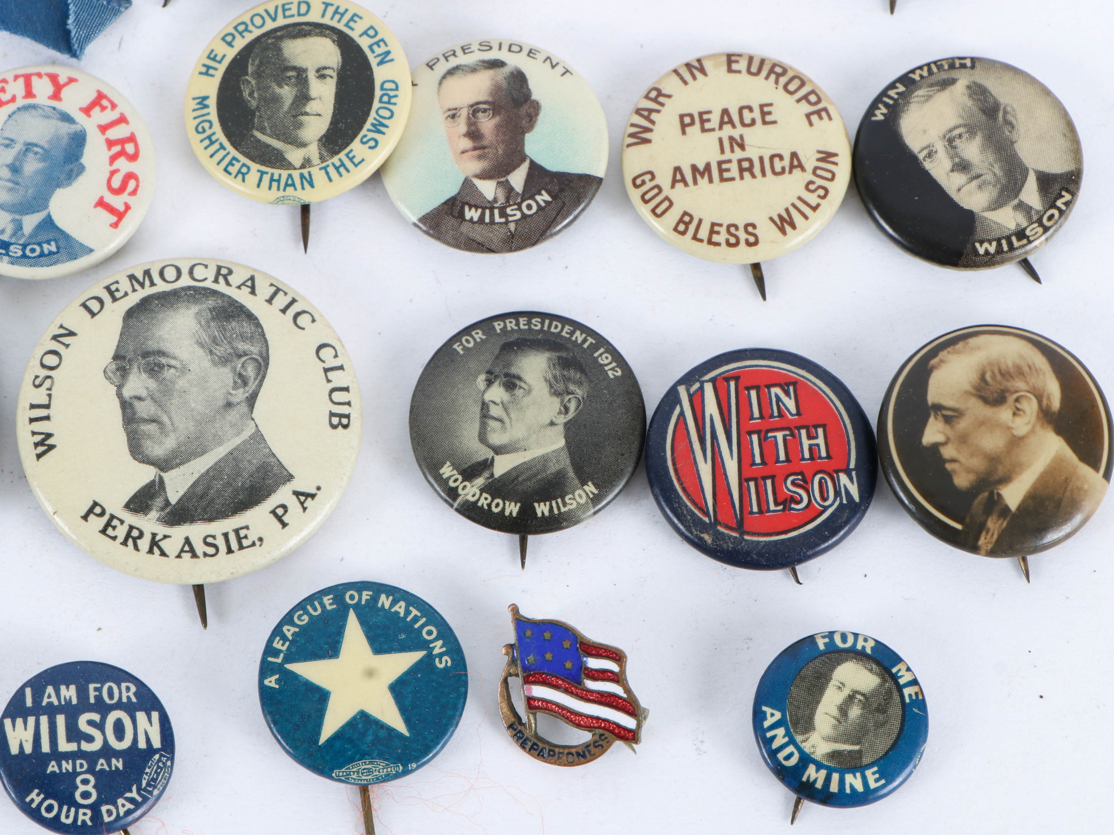 Woodrow Wilson Campaign Pinbacks and Enamel Pin, Early 20th Century | EBTH
