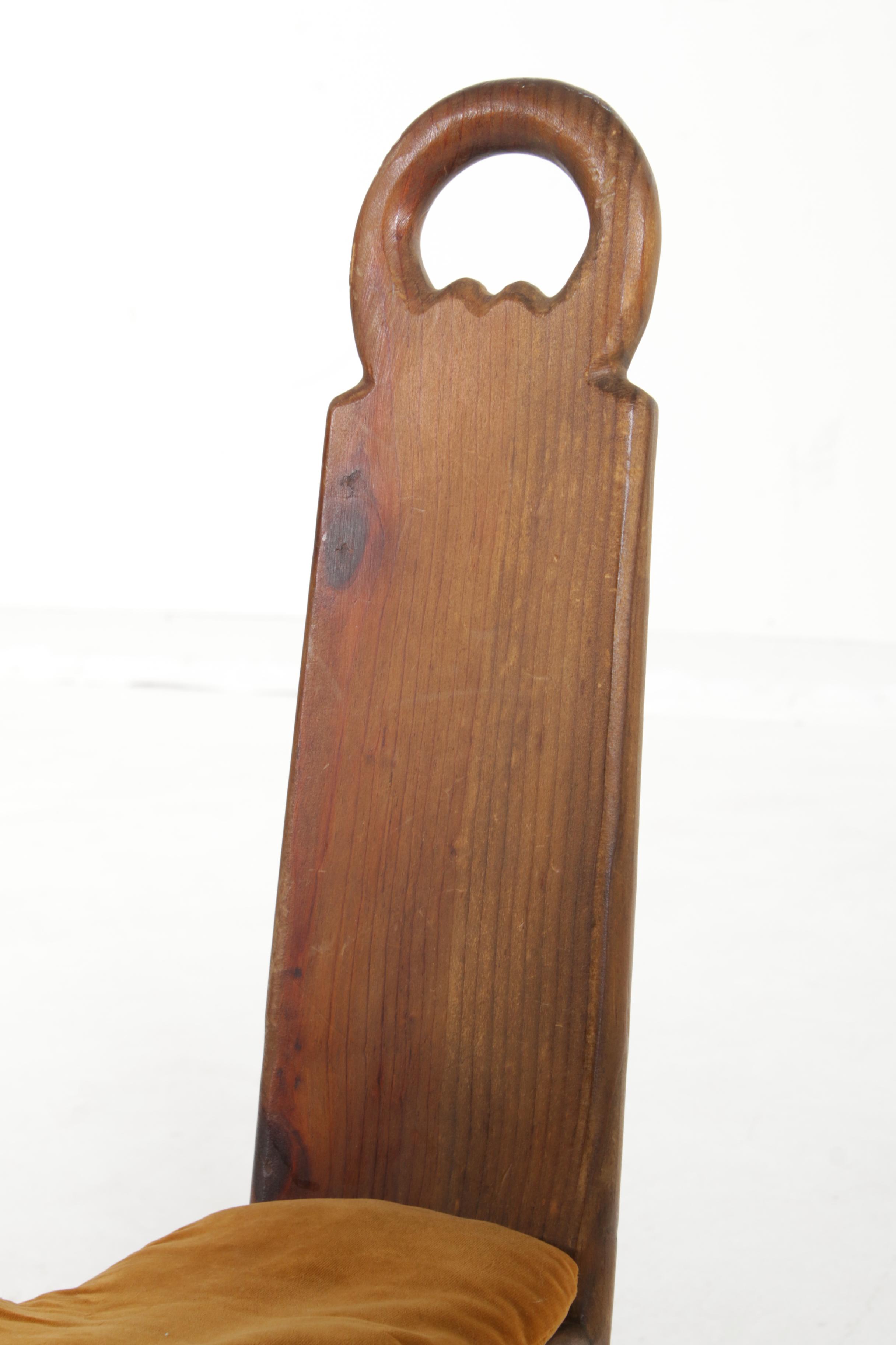 Don S. Shoemaker for Señal "Conversation Pieces" Pine Three-Legged ...