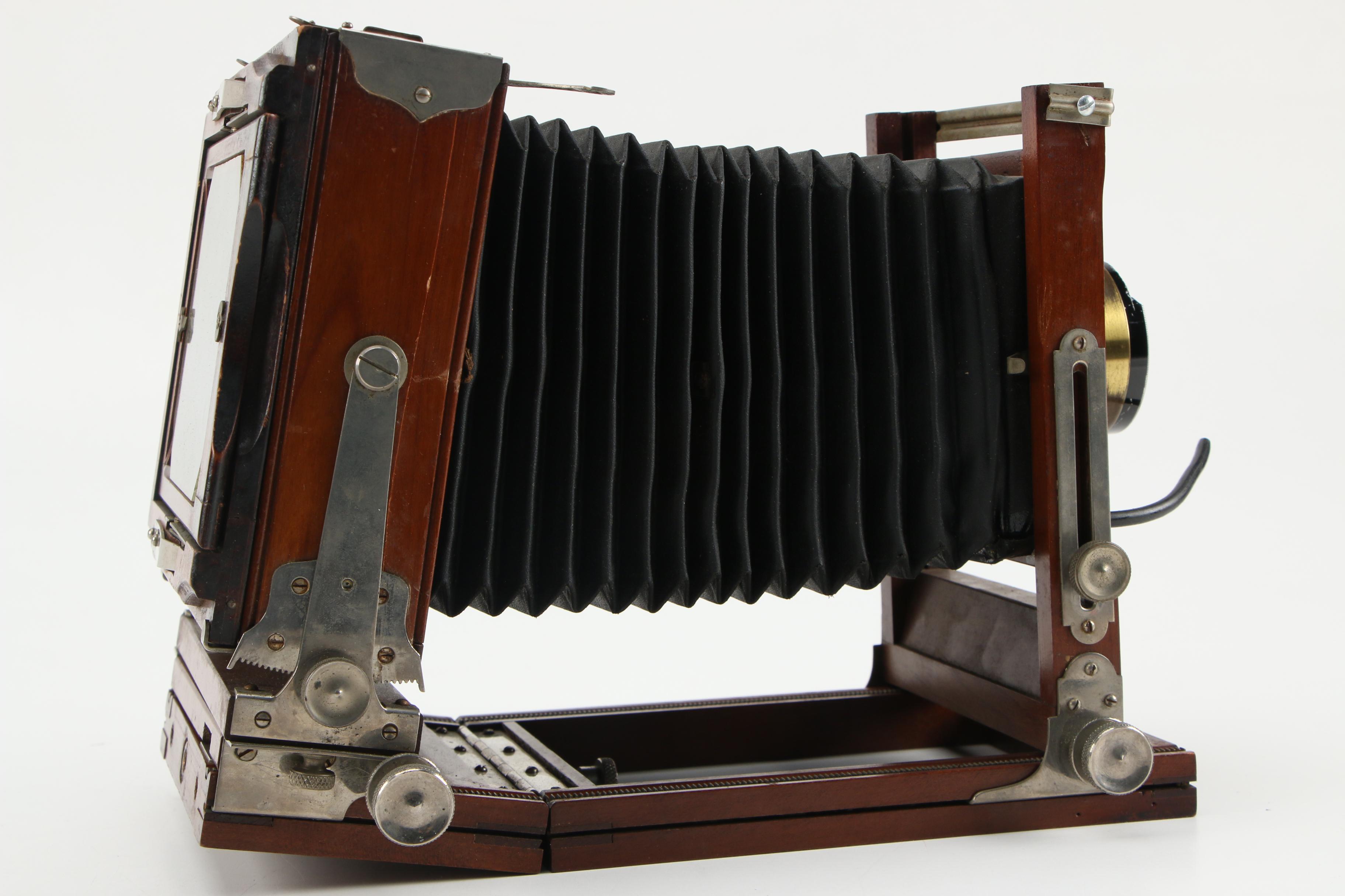 Korona View Antique Camera with Bausch & Lomb-Zeiss Tessar Series Lens ...