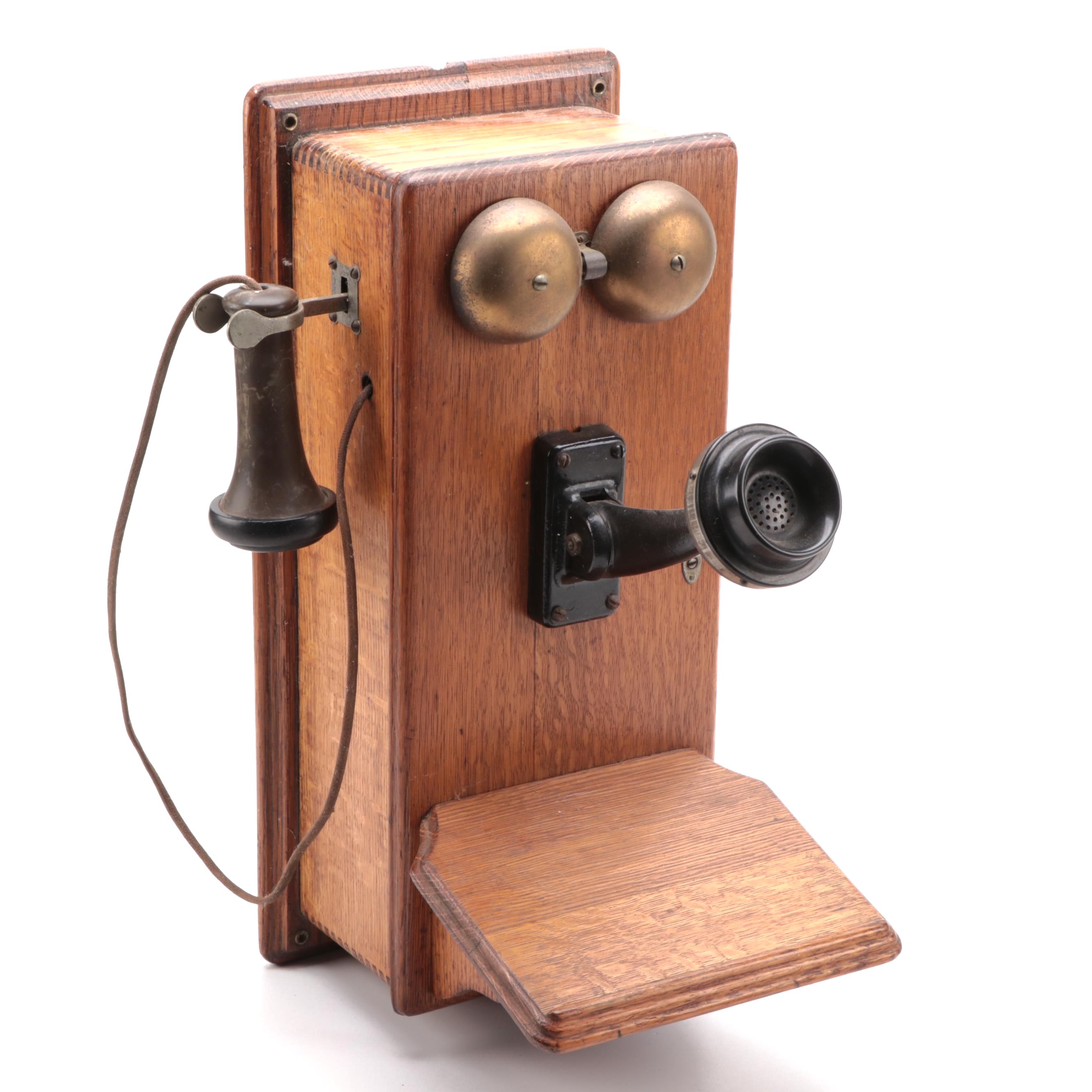 Antique Hand-Crank Telephone | EBTH