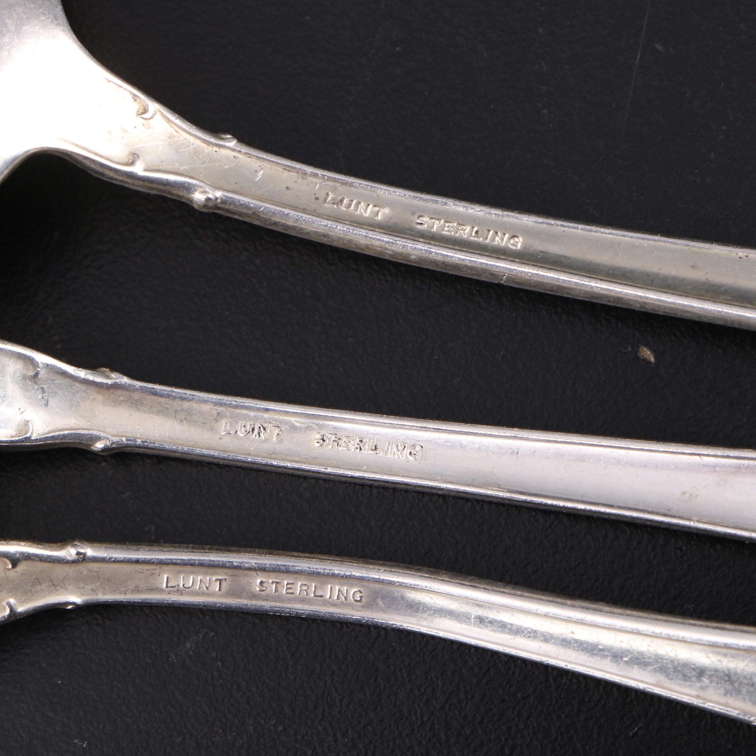 Lunt "Modern Victorian" Sterling Silver Flatware | EBTH