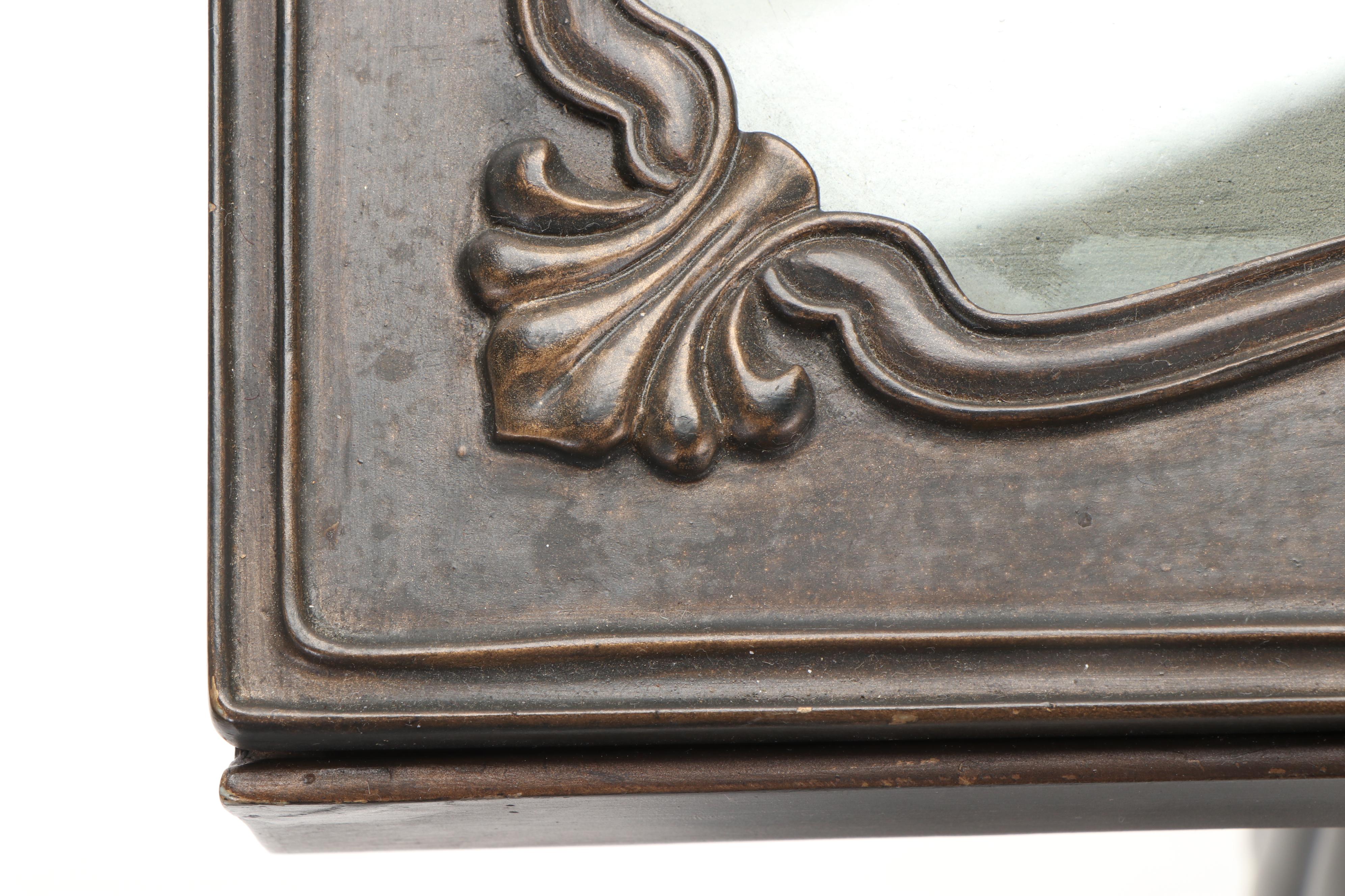 Contemporary Victorian Style Display Lectern with Lift-Up Glass Overlay ...