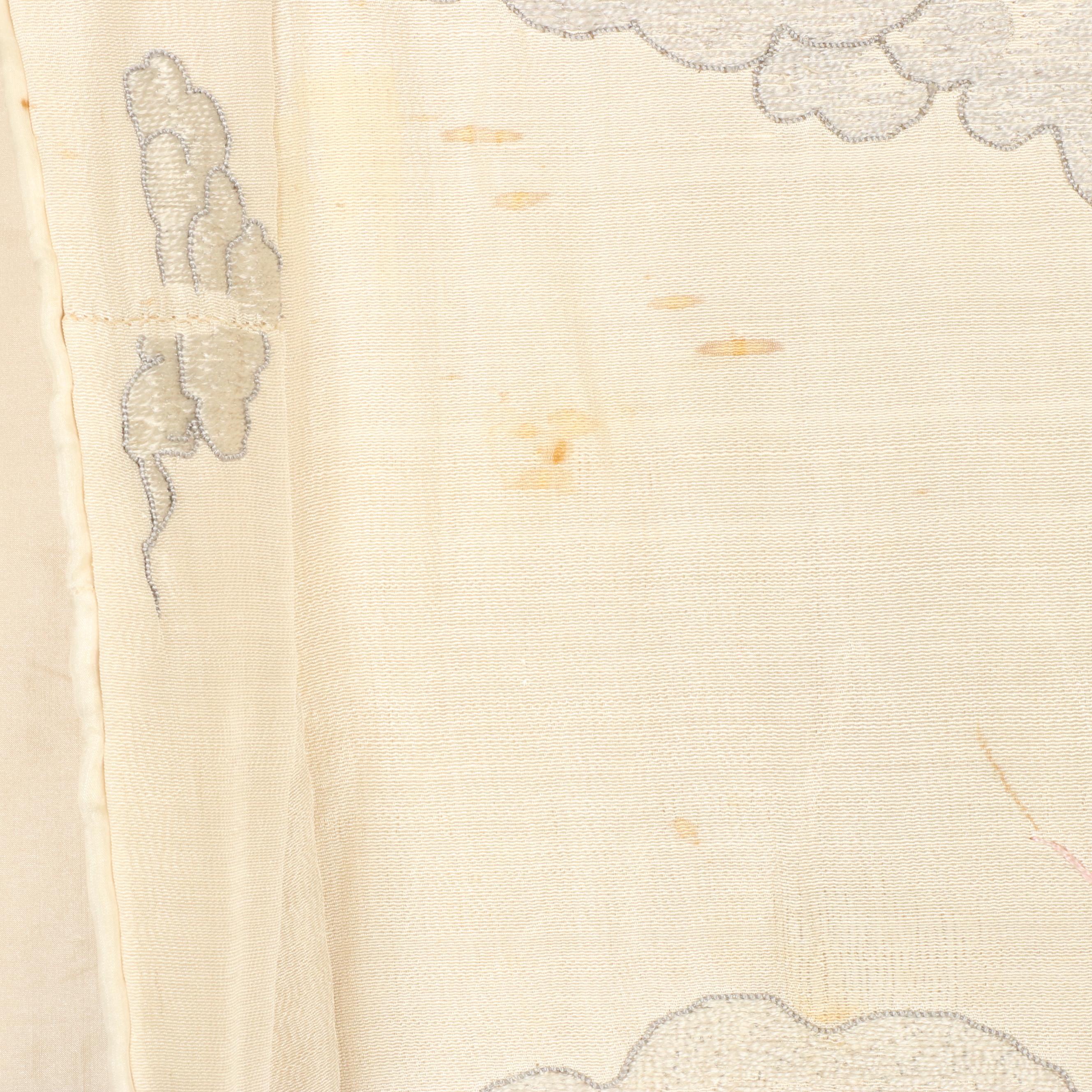 Japanese Dragon and Kumo Embroidered Kimono | EBTH