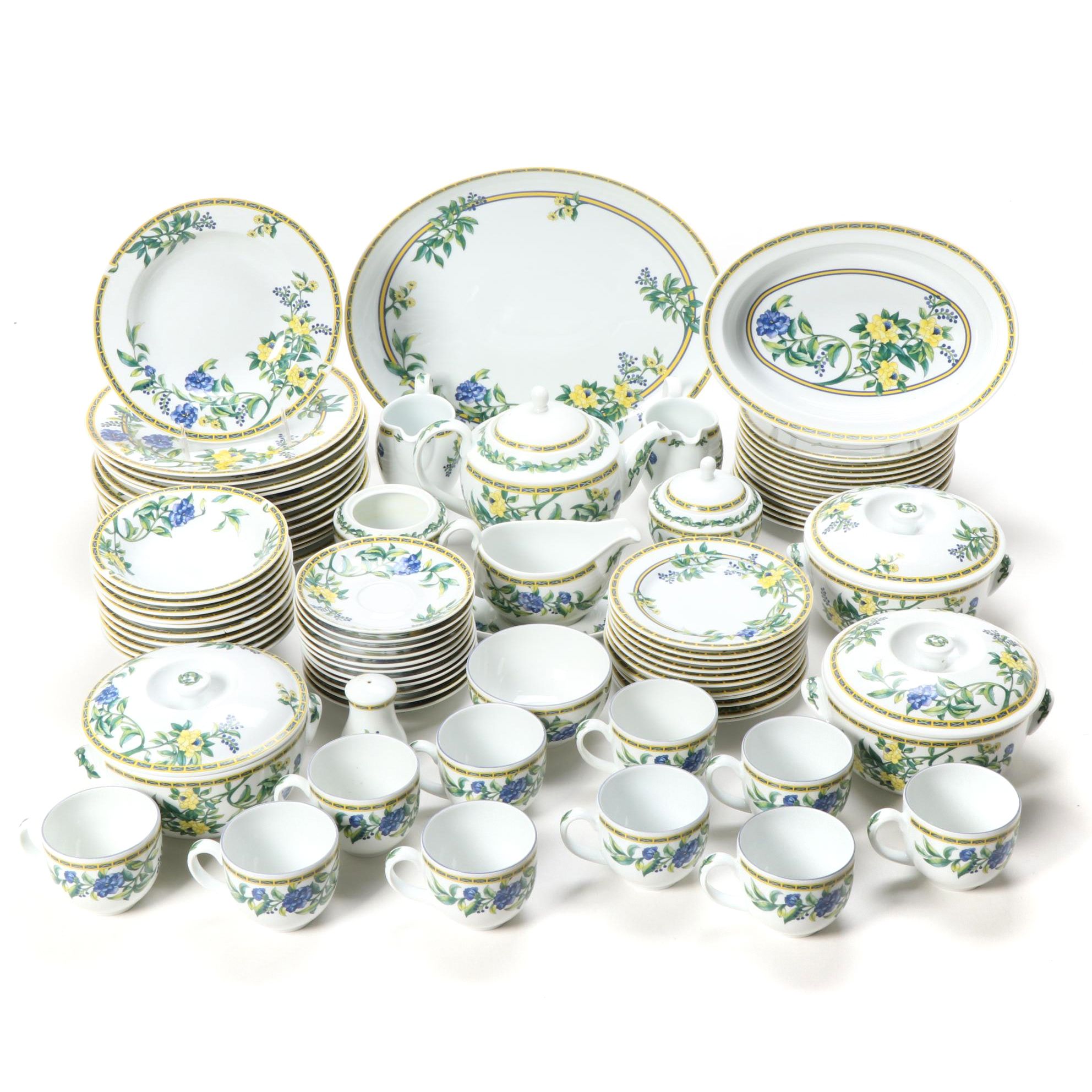 Royal Worcester "Rio" Porcelain Dinnerware and Serveware, 1994–1998 | EBTH