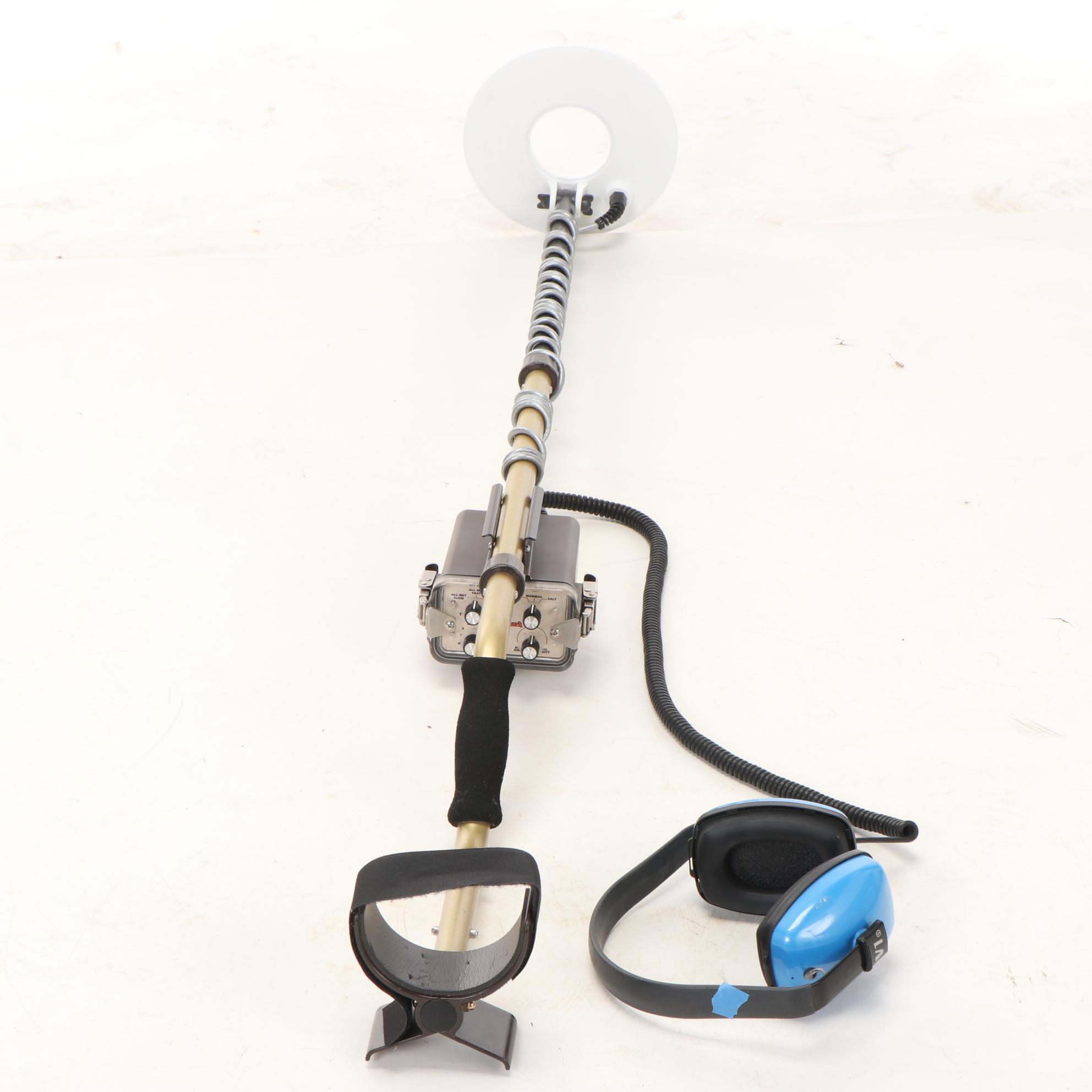 Tesoro Tiger Shark Metal Detector | EBTH
