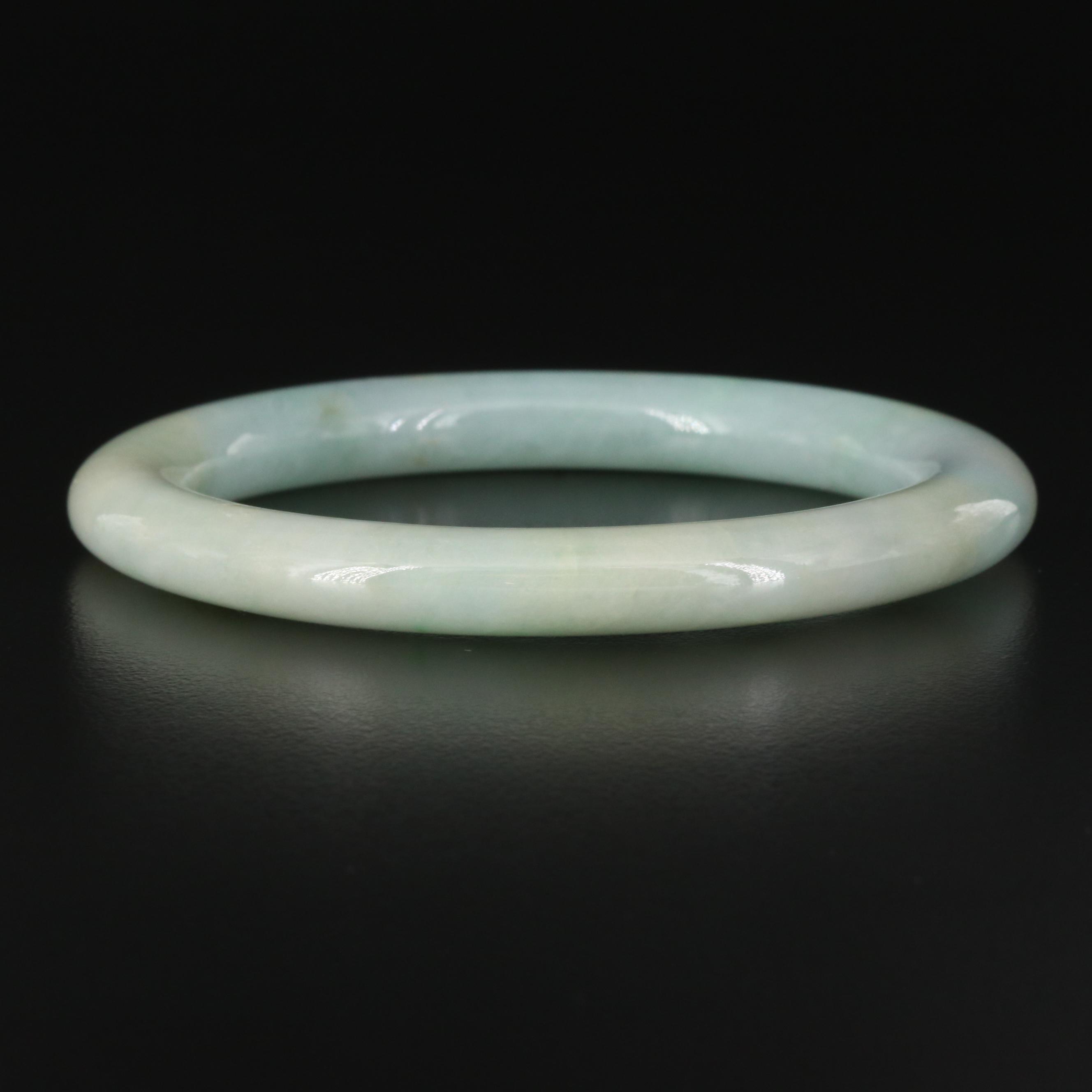 Jadeite Hololith Bangle | EBTH