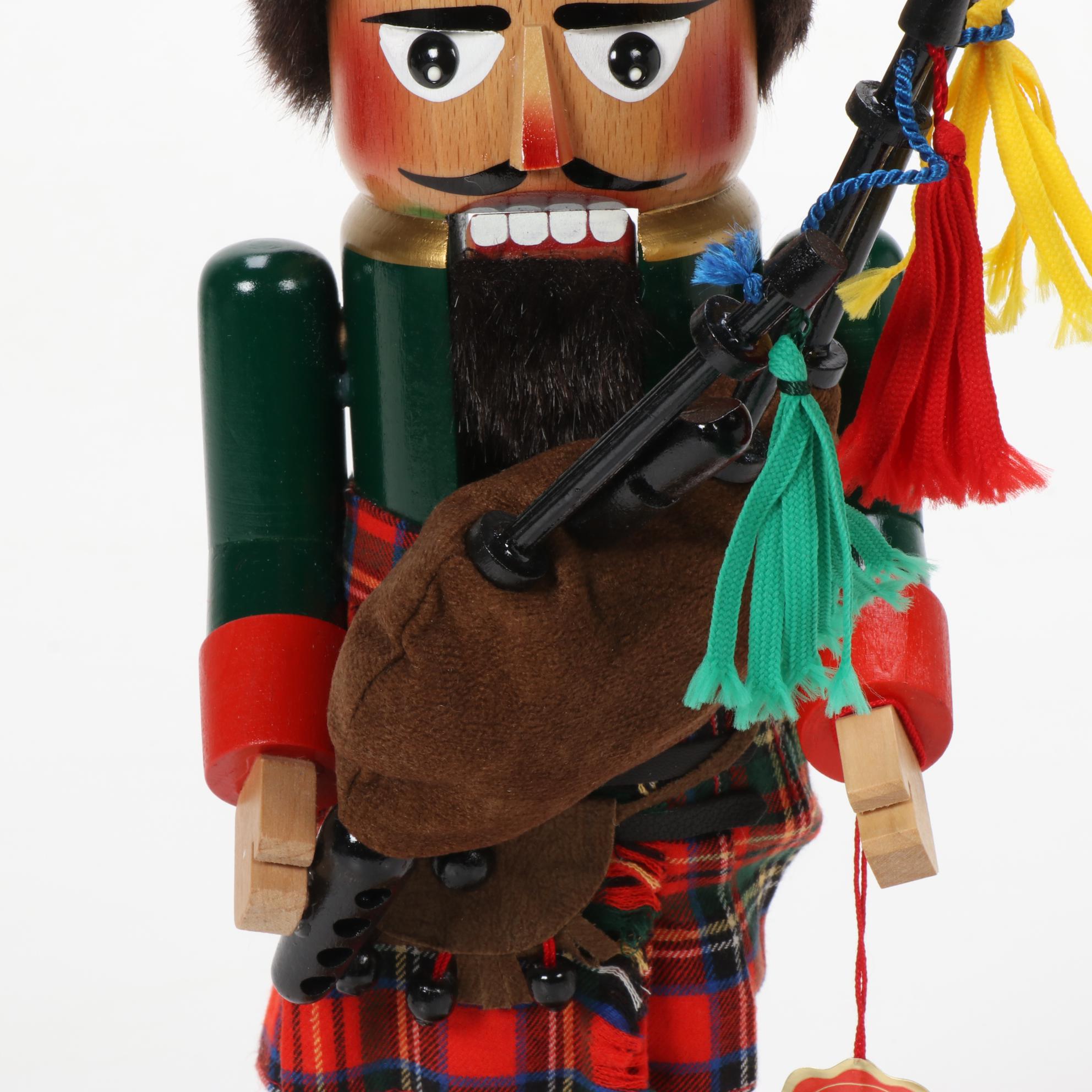 Steinbach "Scottish Bagpiper" Wooden Nutcracker | EBTH