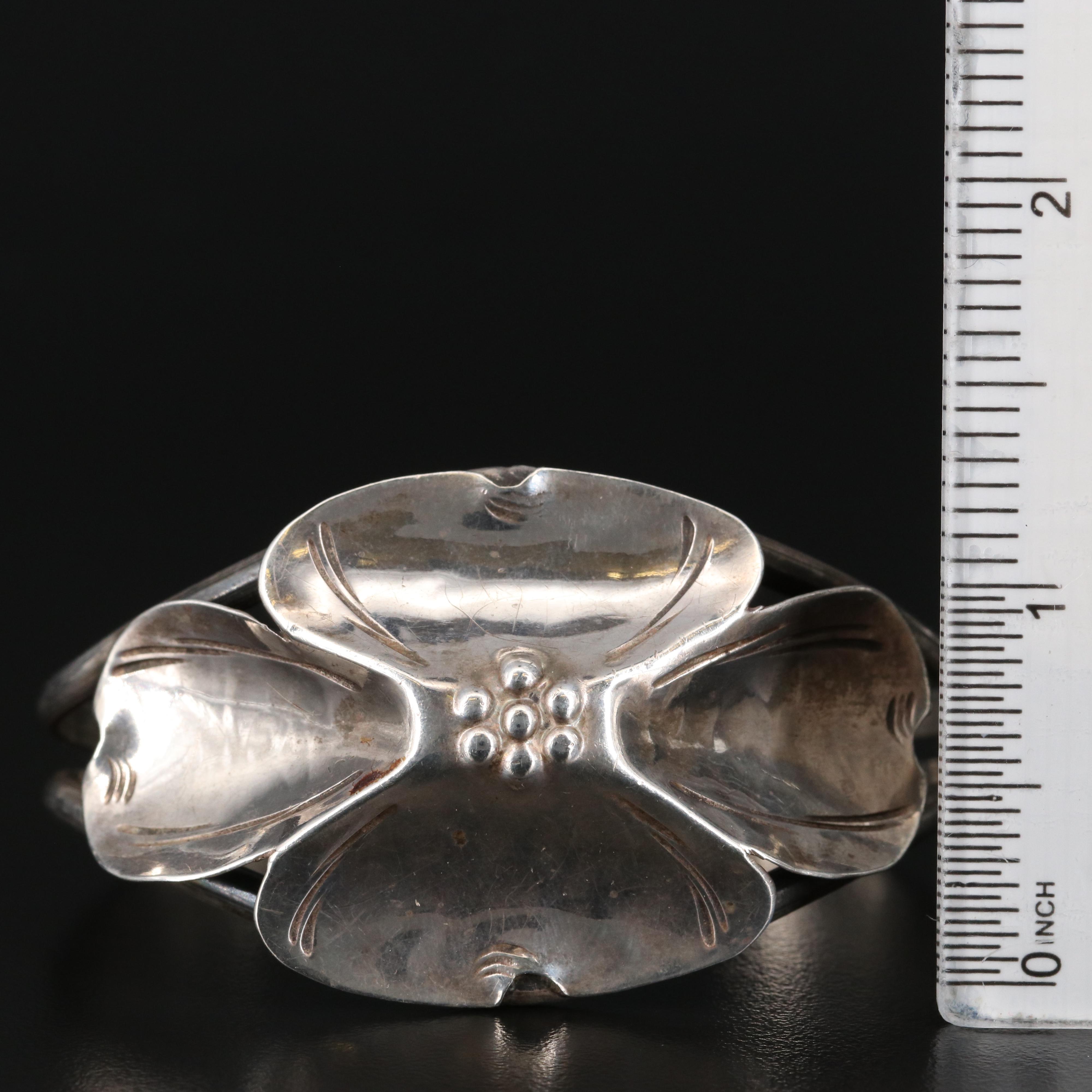 Stuart Nye "Dogwood" Sterling Silver Bracelet, Brooch and Ring | EBTH