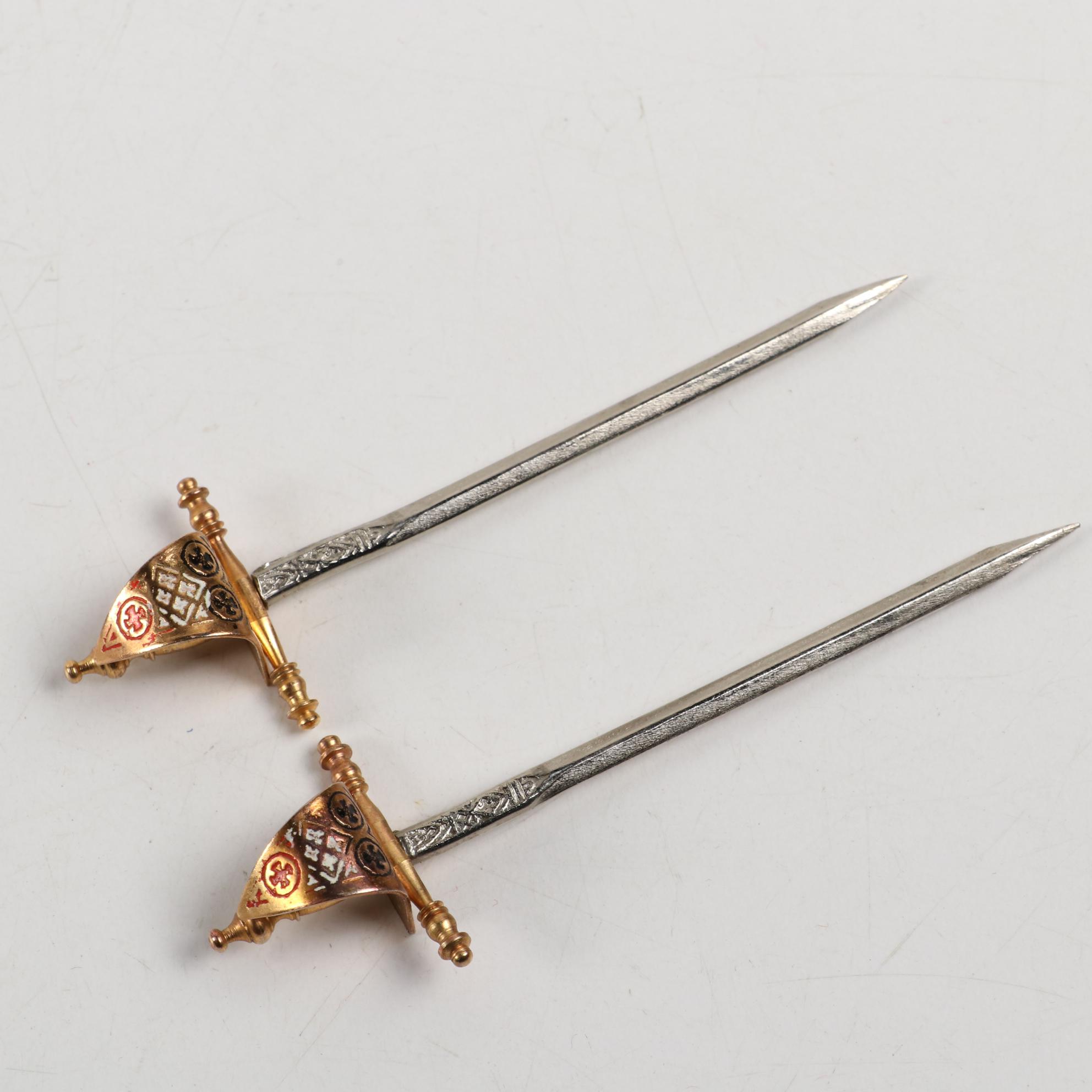 Toledo Metal and Enamel Olive Pick Set | EBTH