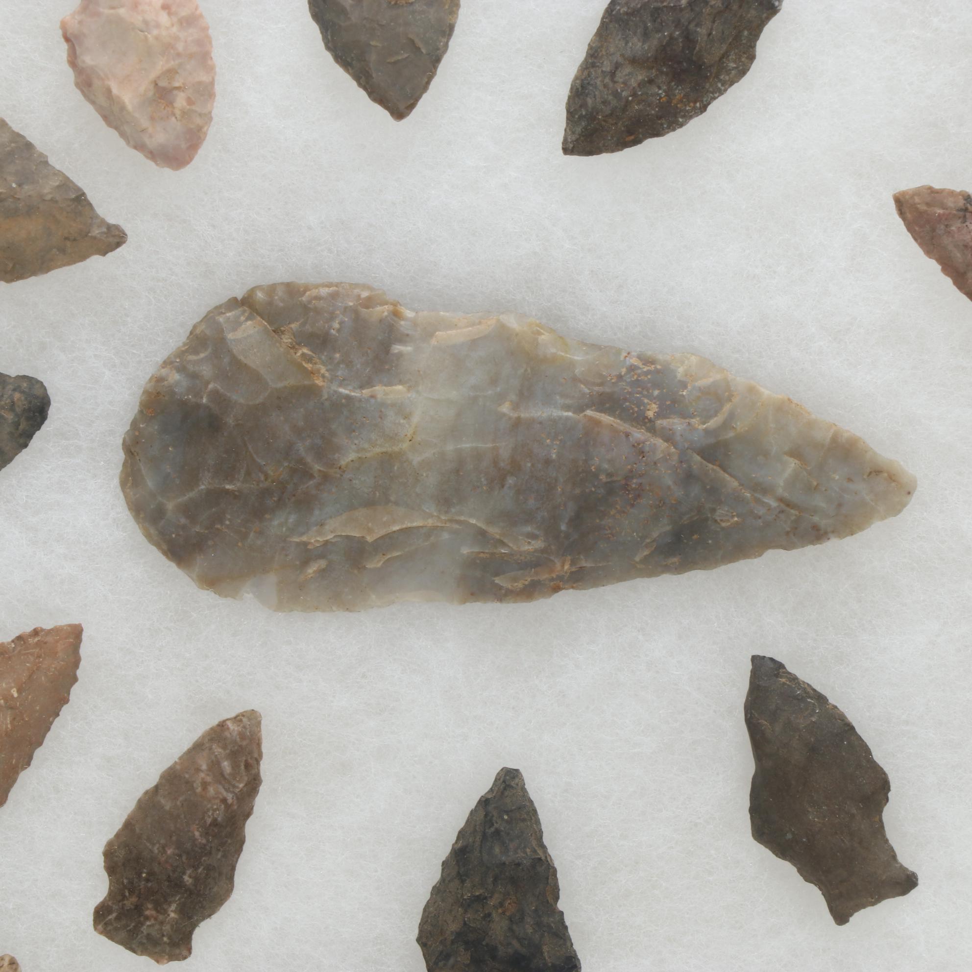 Knapped Stone Projectile Points | EBTH