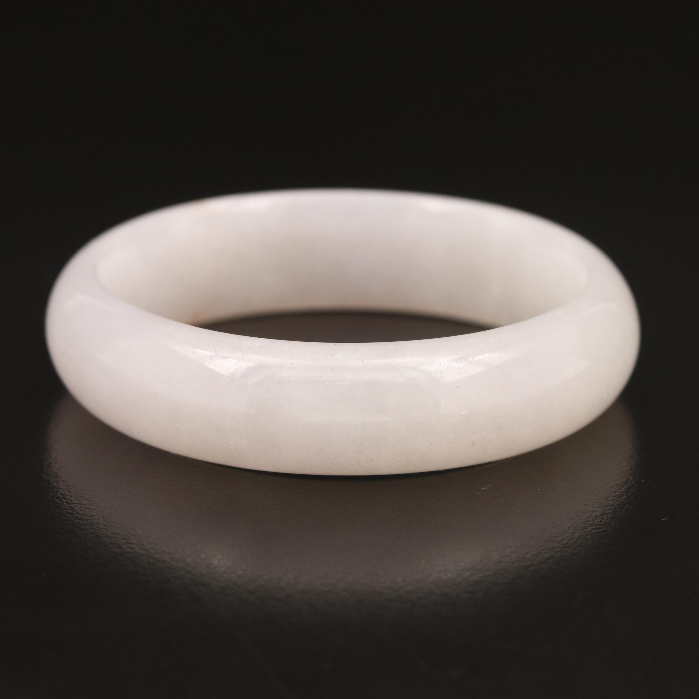 Jadeite Hololith Bangle | EBTH